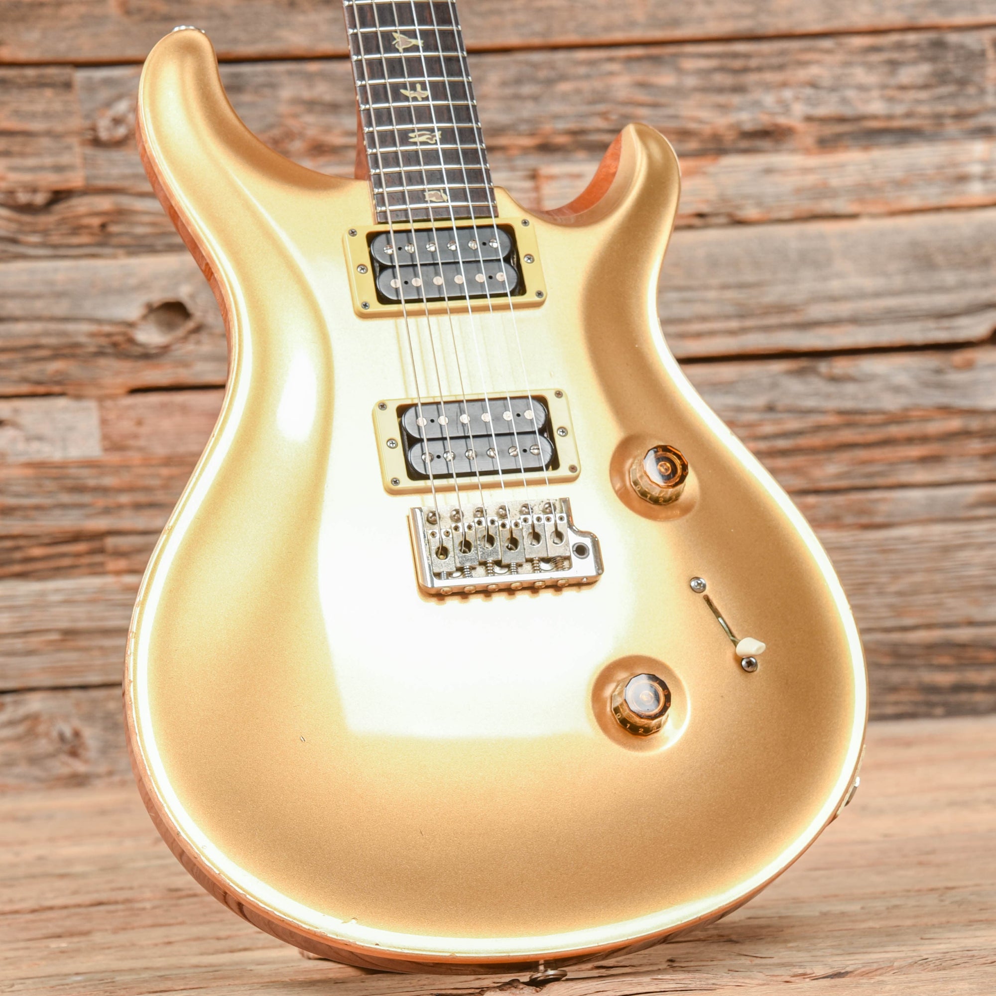 PRS Custom 24 Goldtop 2011 – Chicago Music Exchange