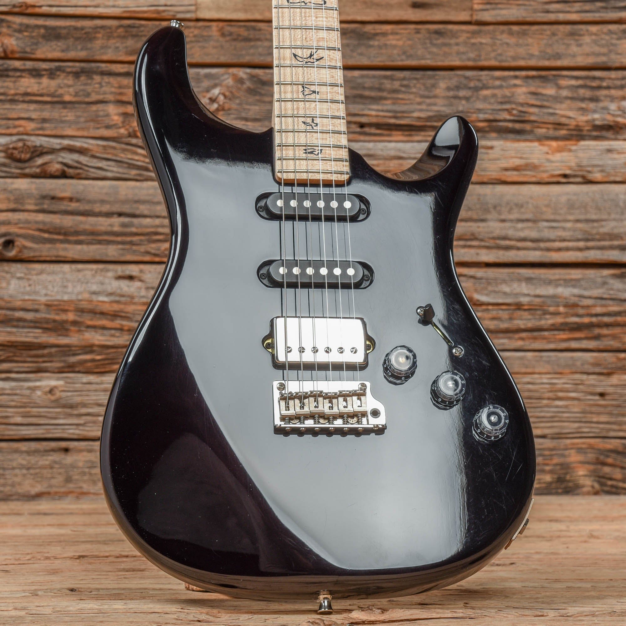 PRS Fiore Black 2021 – Chicago Music Exchange