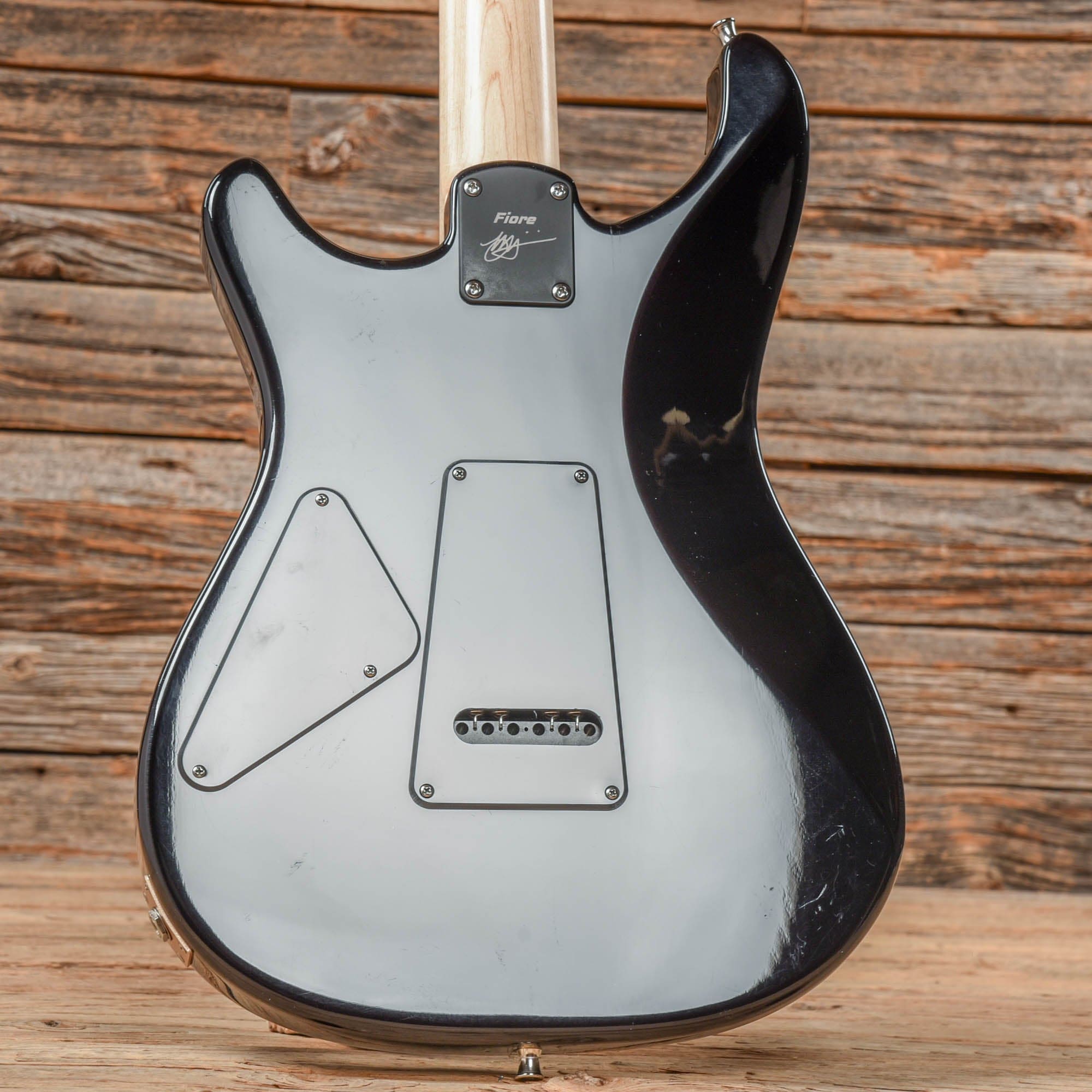 PRS Fiore Black 2021 – Chicago Music Exchange