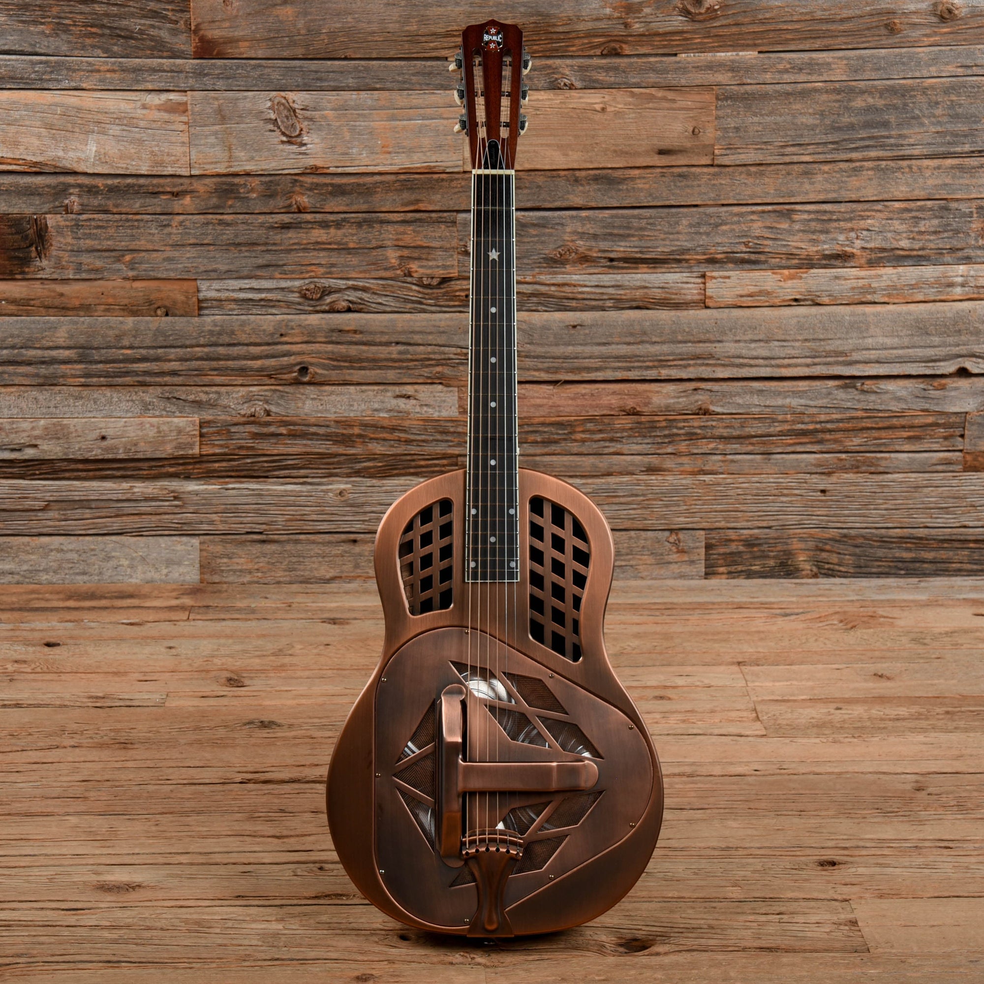 Republic Tri-Cone Resonator Copper – Chicago Music Exchange