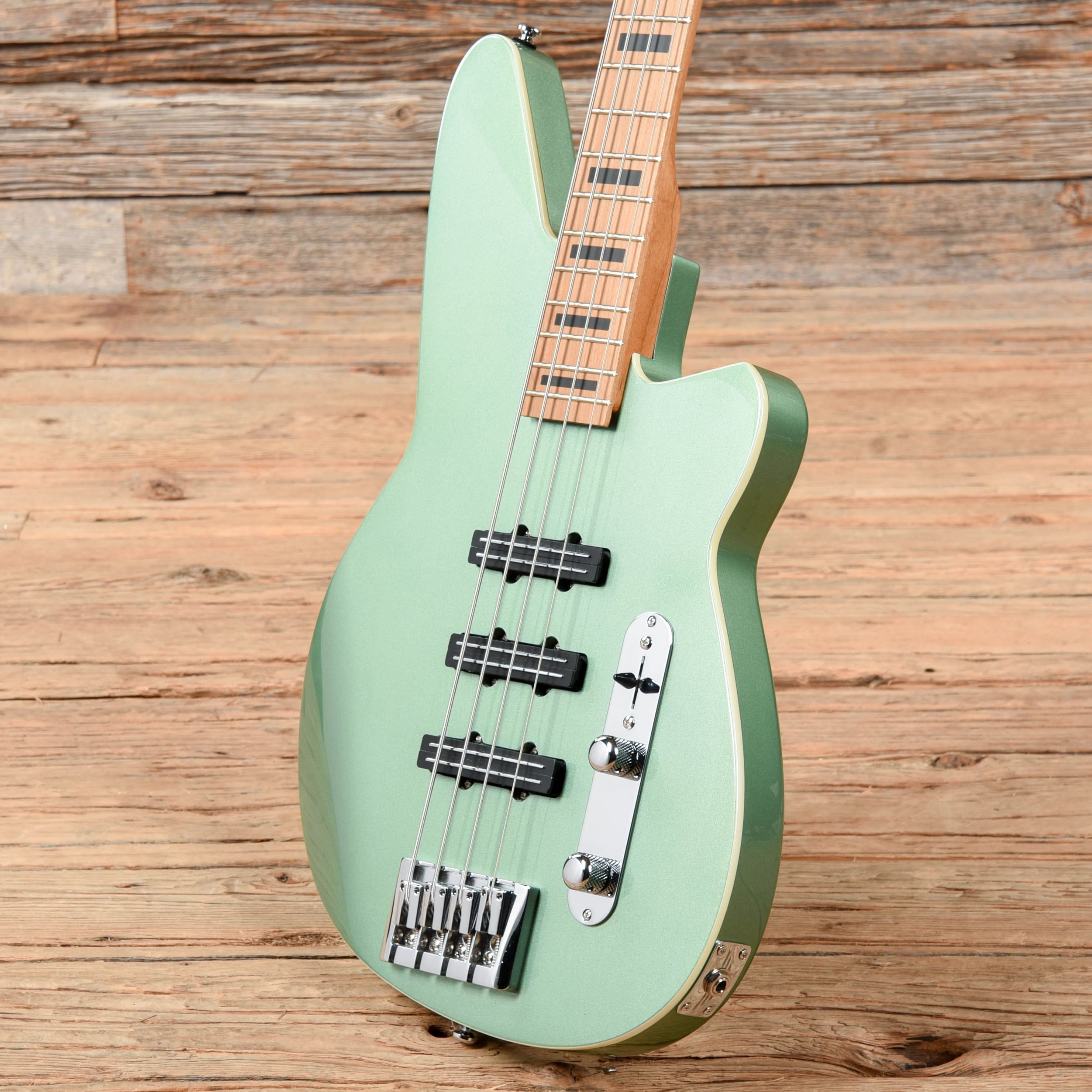 Reverend Triad Bass Metallic Alpine – Chicago Music Exchange