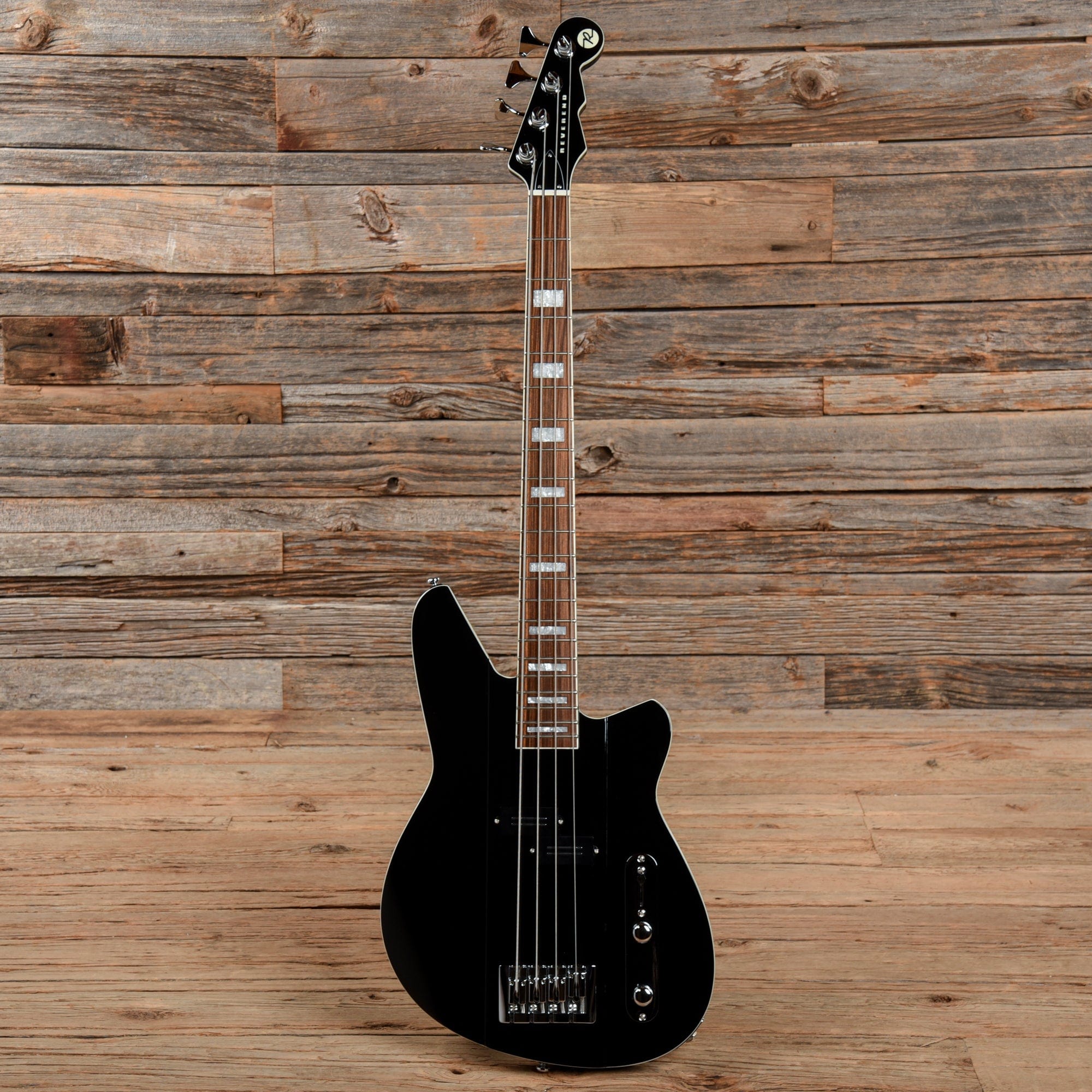 Reverend Sentinel Bass Midnight Black 2021 – Chicago Music Exchange