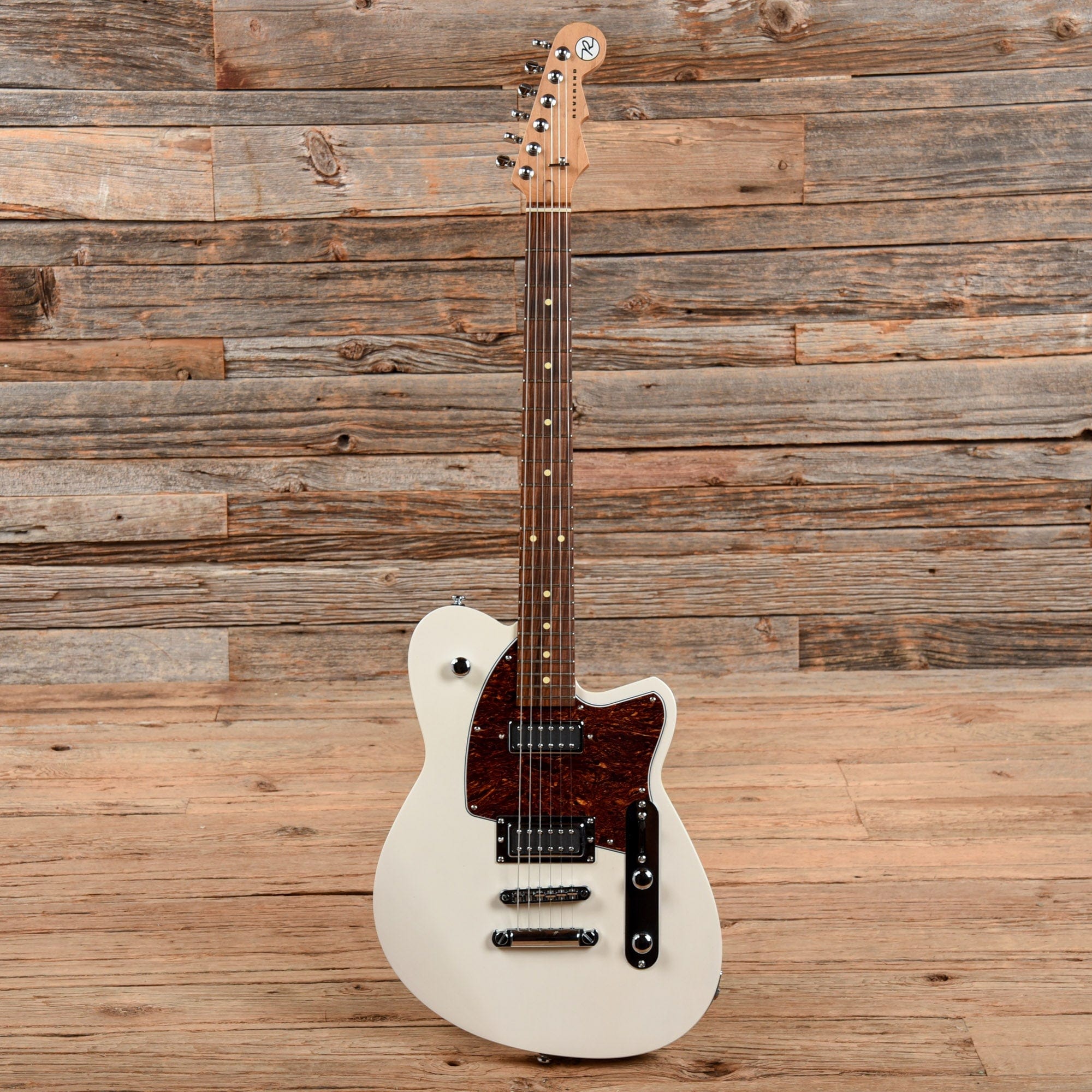 Reverend Flatroc Trans White – Chicago Music Exchange