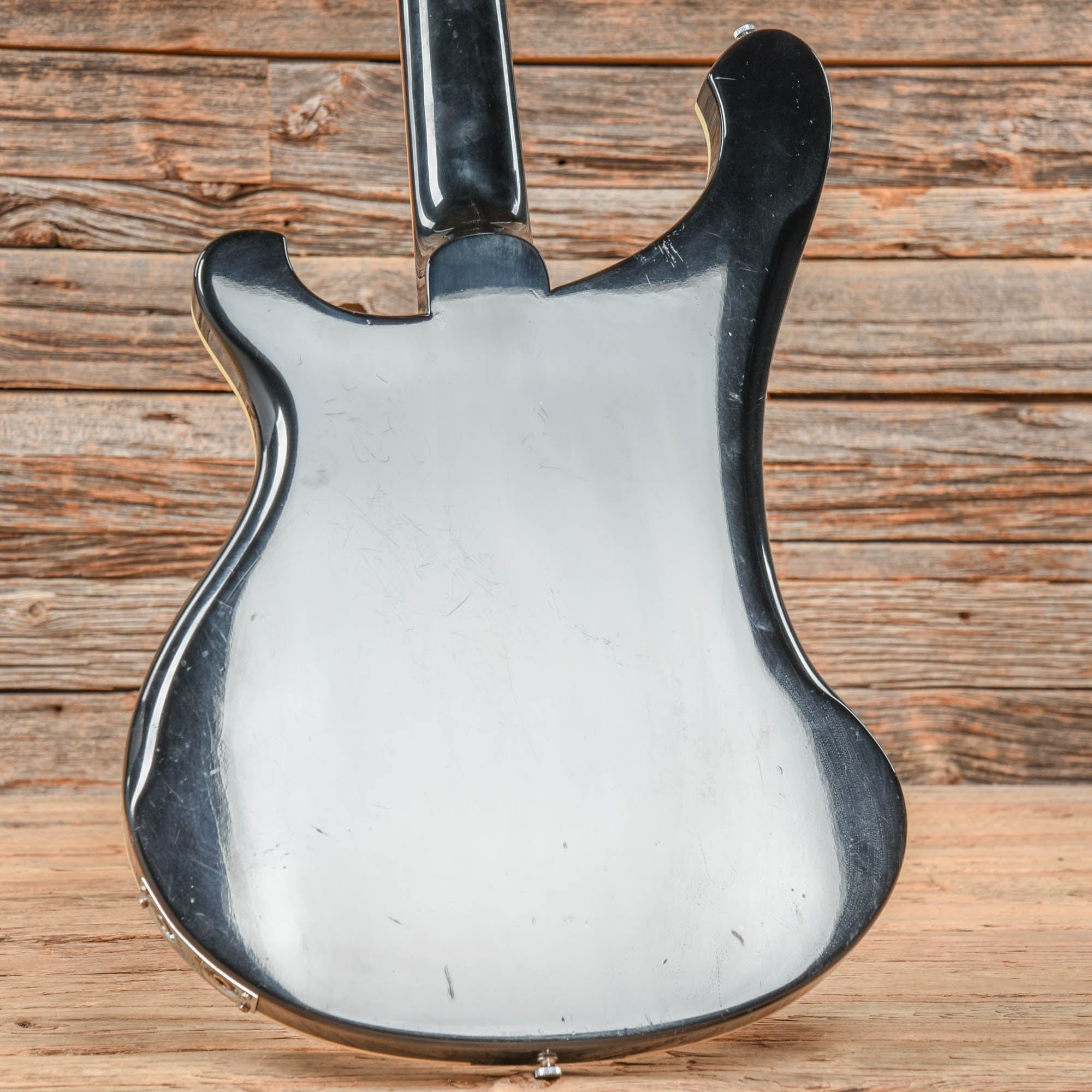 Rickenbacker 4003 Jetglo 1993 – Chicago Music Exchange