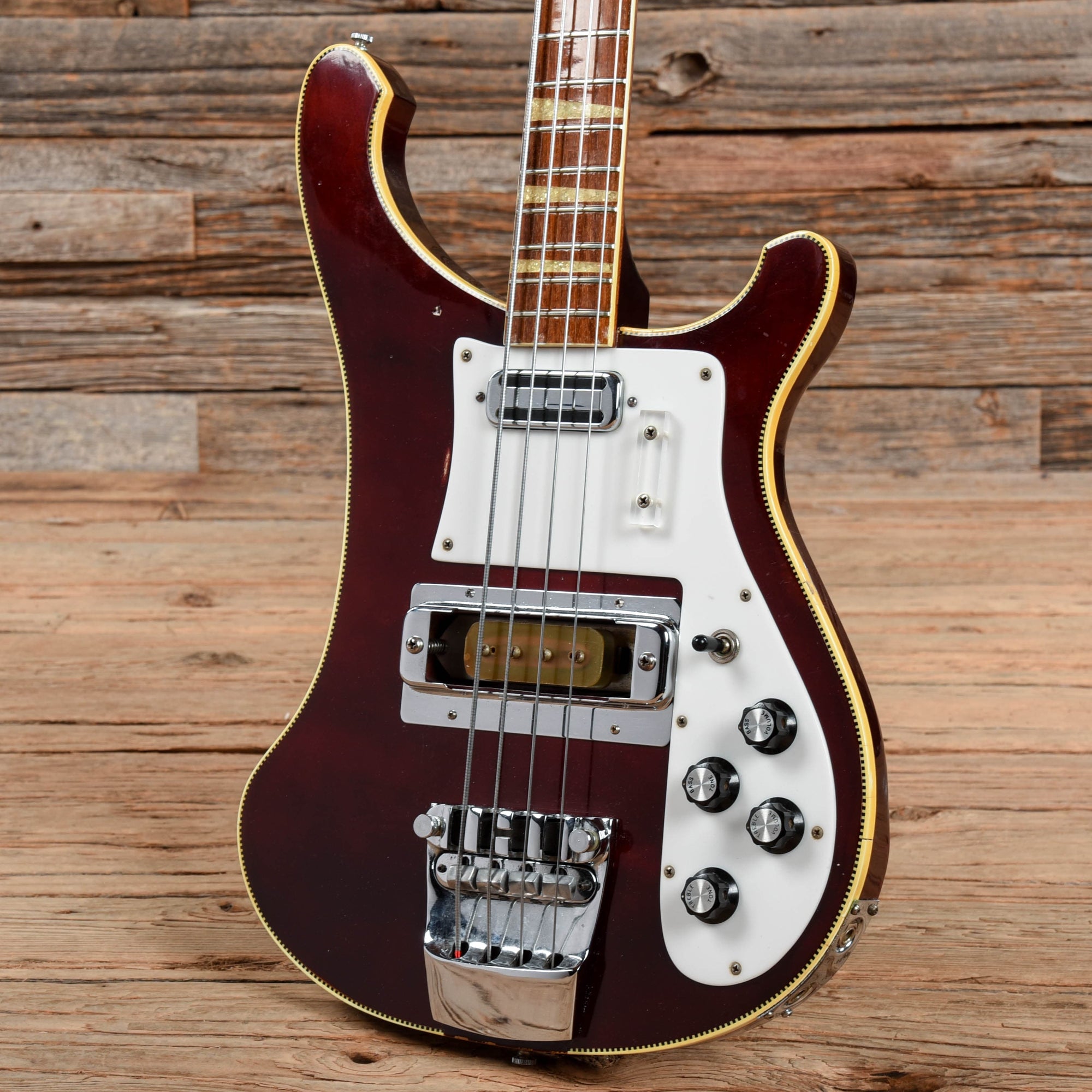 Rickenbacker 4001 Burgundyglo 1971 – Chicago Music Exchange
