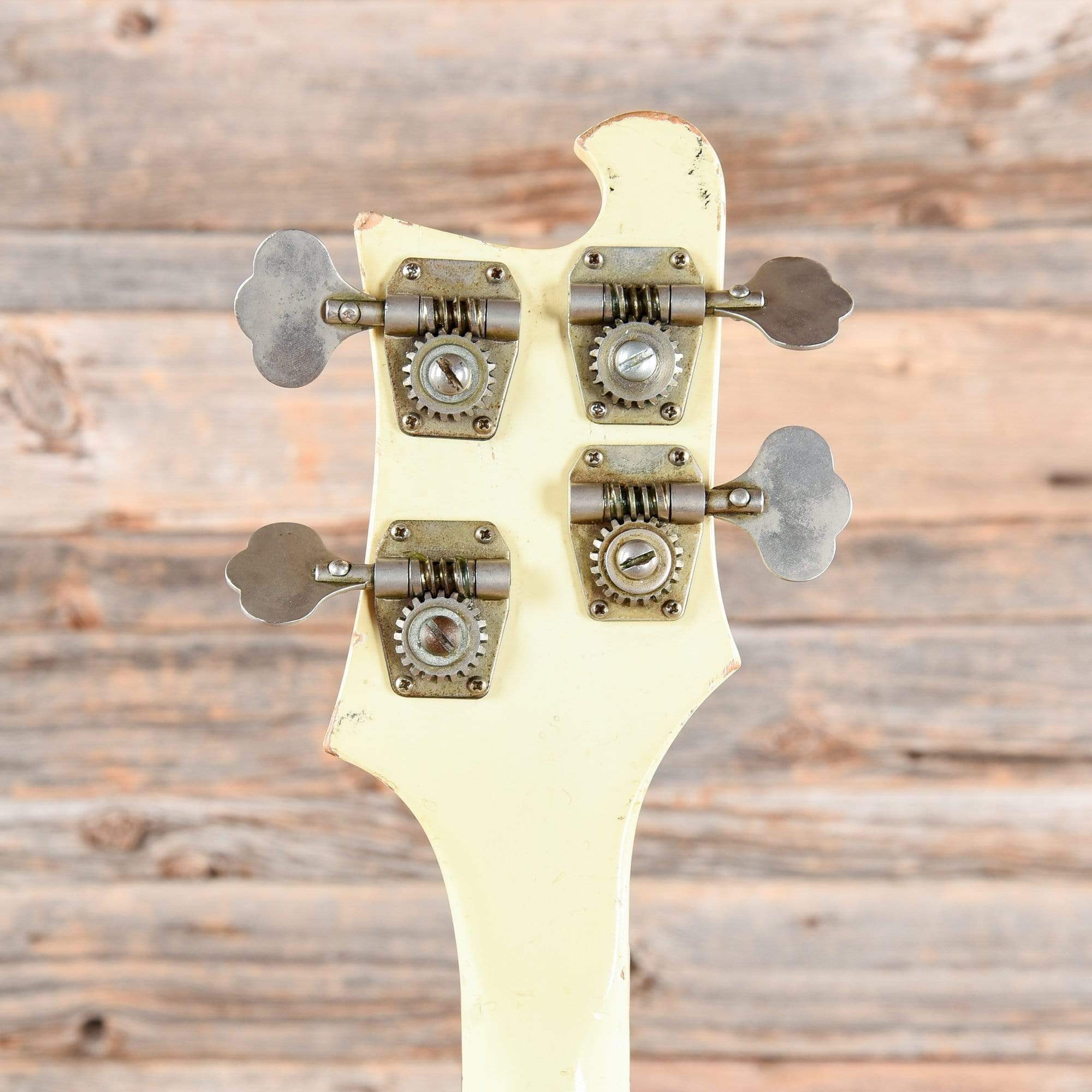 Rickenbacker 4001 White 1975 – Chicago Music Exchange