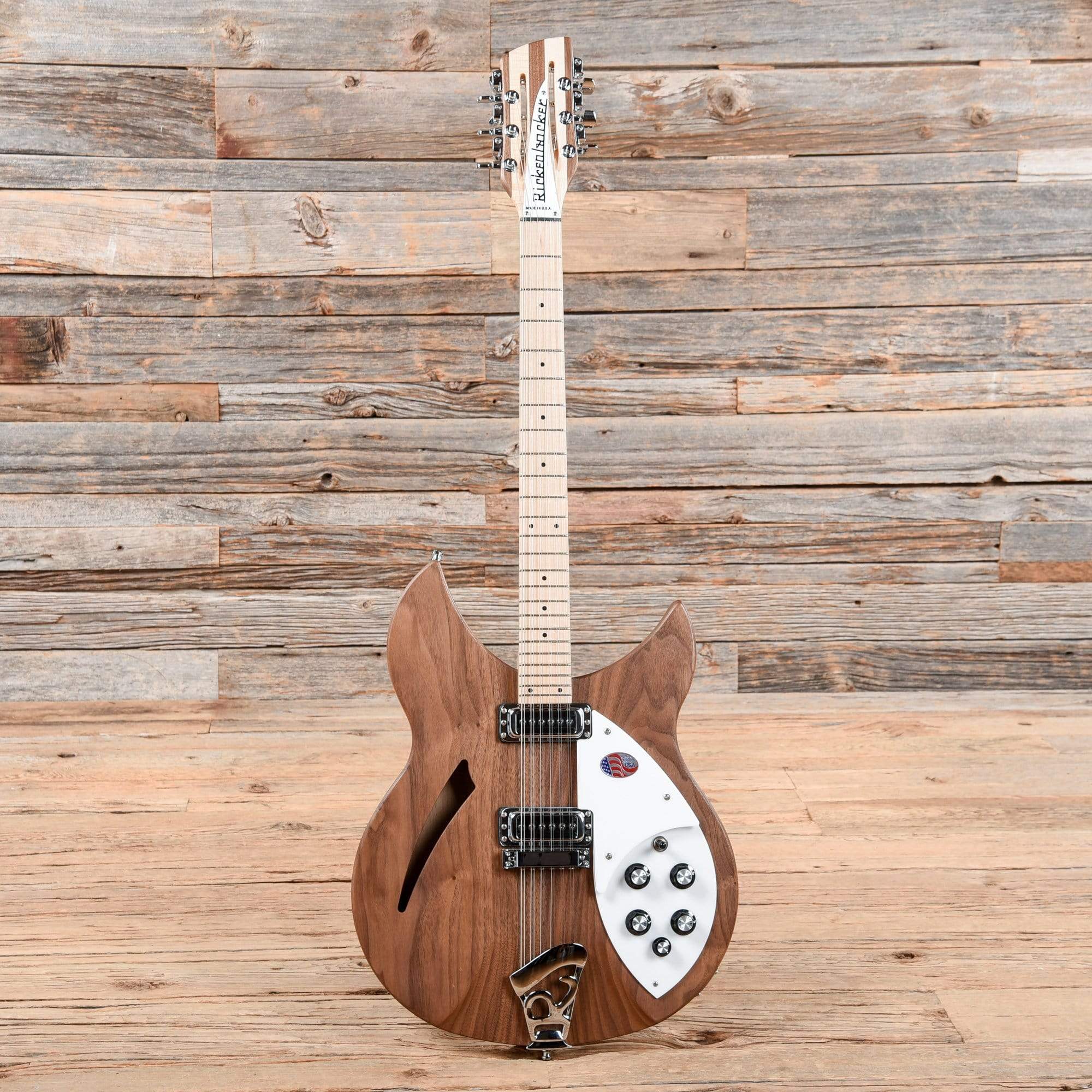 Rickenbacker 330/12 Walnut – Chicago Music Exchange