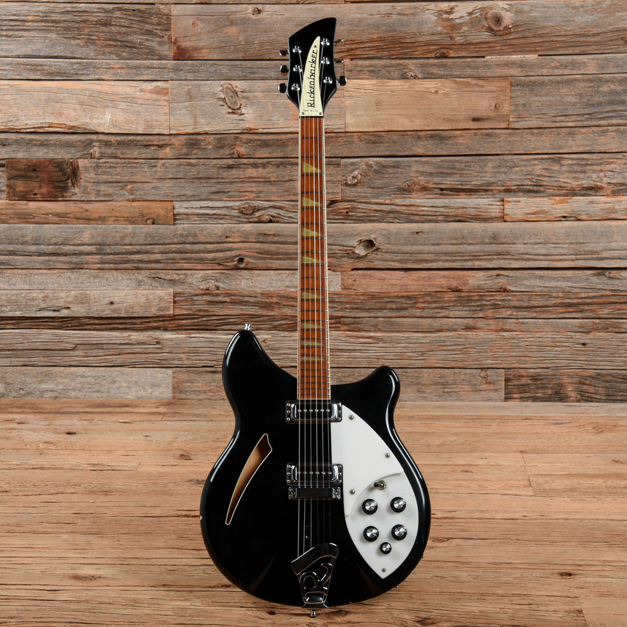Rickenbacker 360 1995 – Chicago Music Exchange