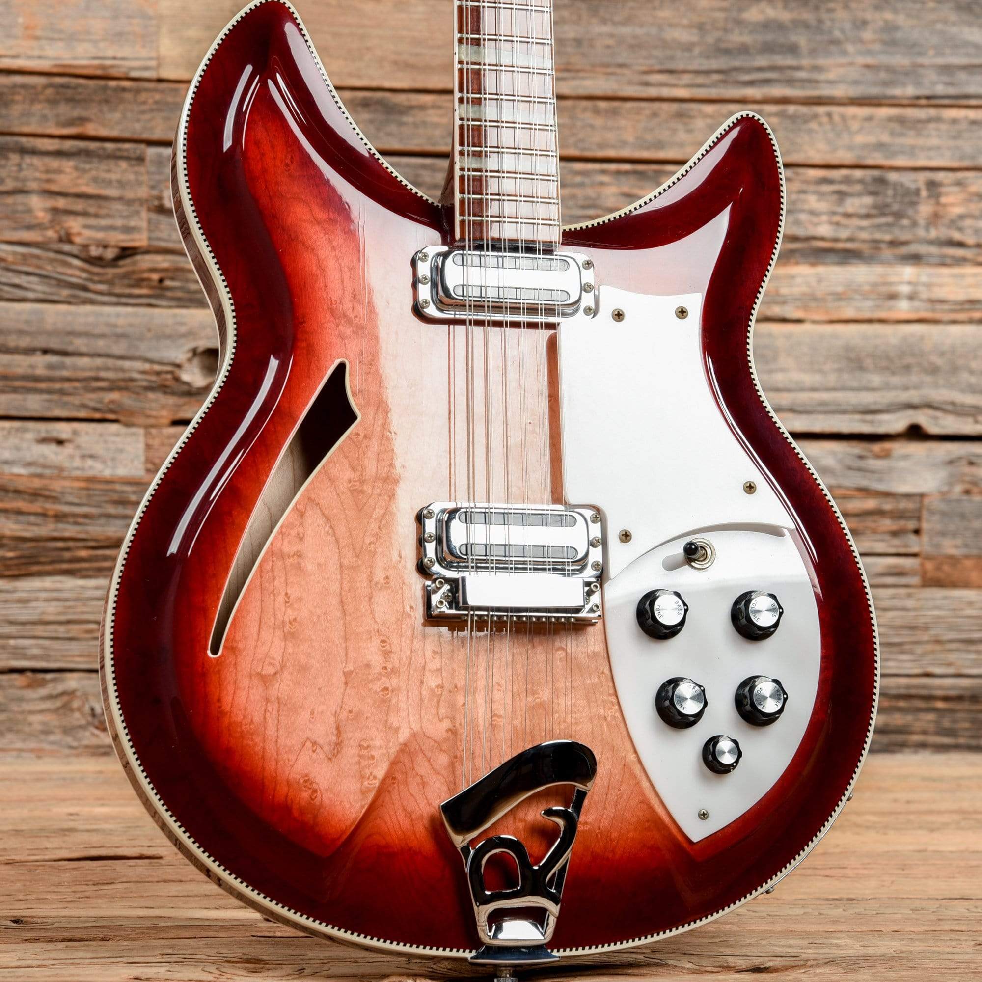 Rickenbacker 381/12V69 Fireglo 1991 – Chicago Music Exchange