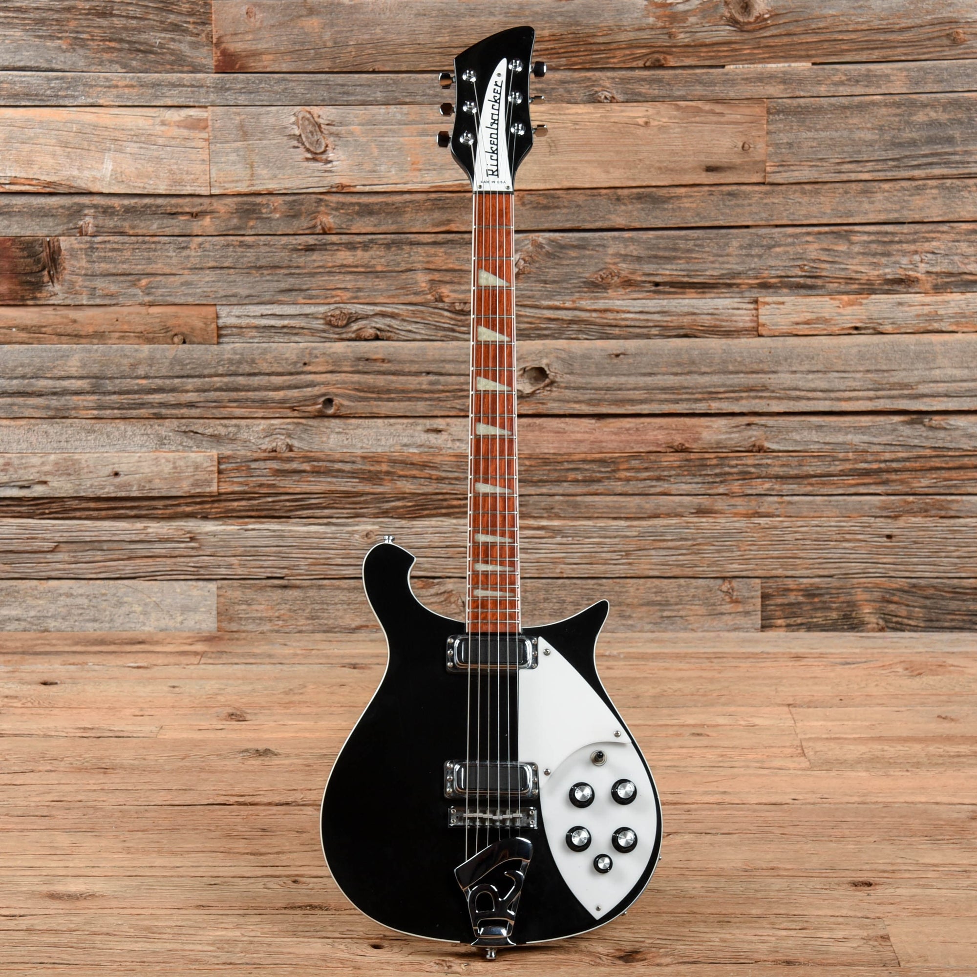 Rickenbacker 620 Jetglo 1998 – Chicago Music Exchange