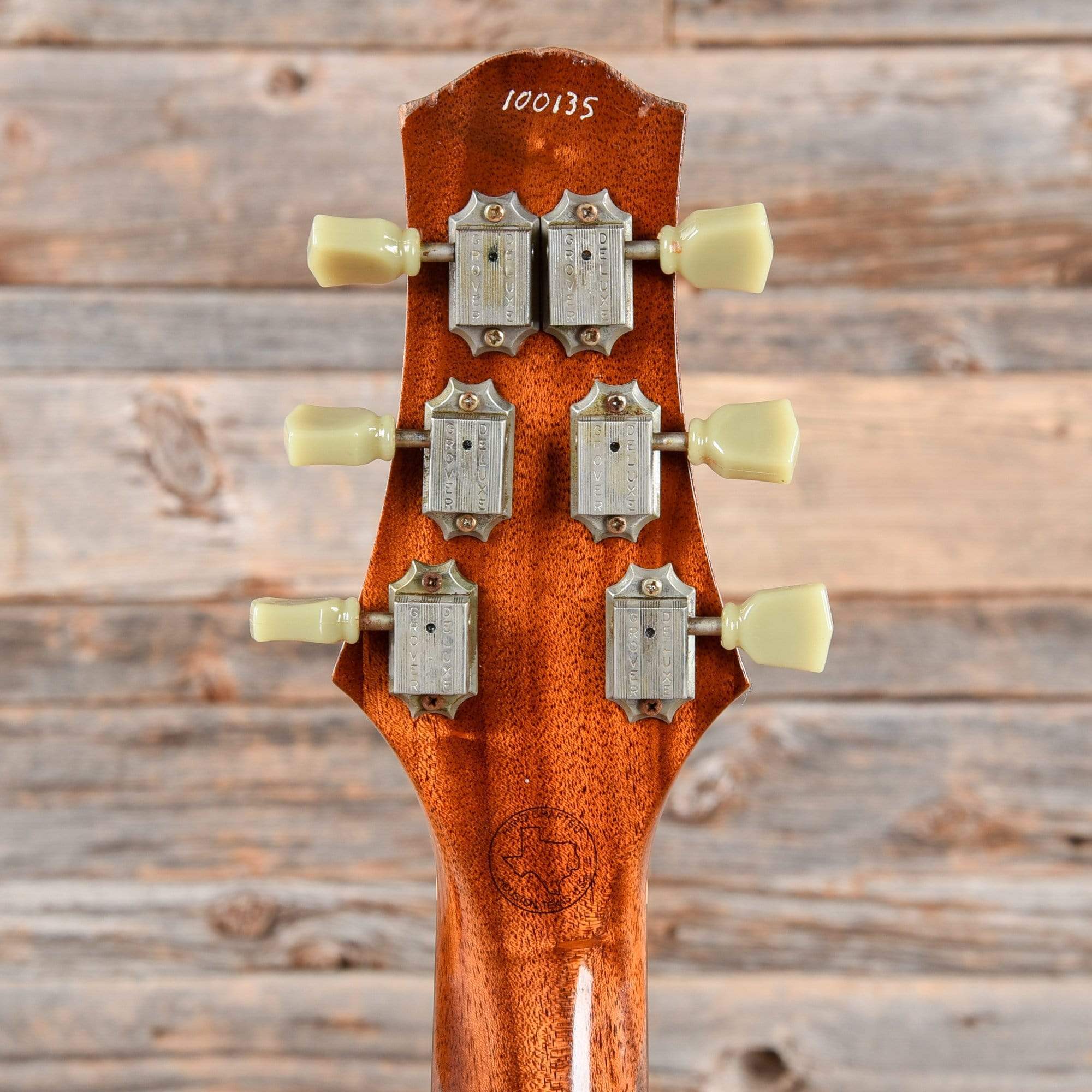 Robin Avalon Sunburst Relic – Chicago Music Exchange