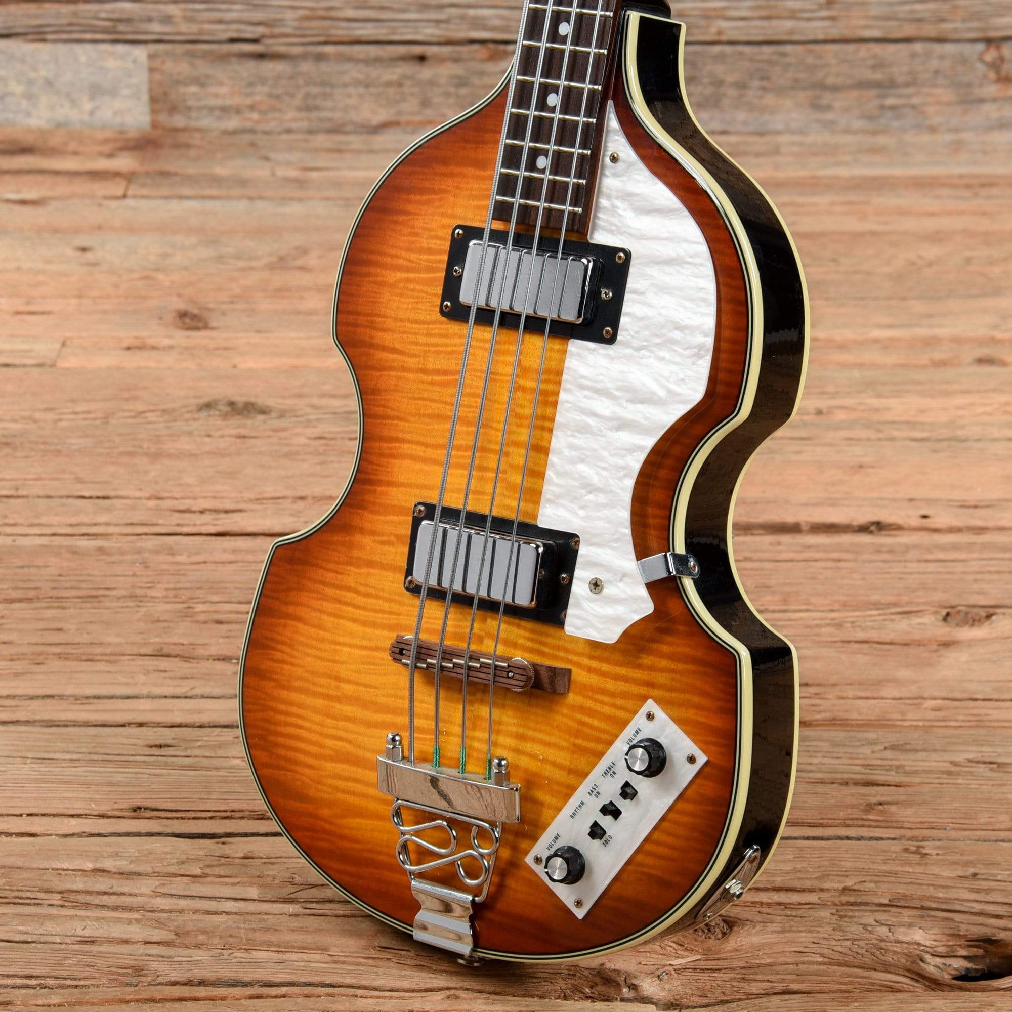 Rogue VB100 Violin Bass Sunburst – Chicago Music Exchange