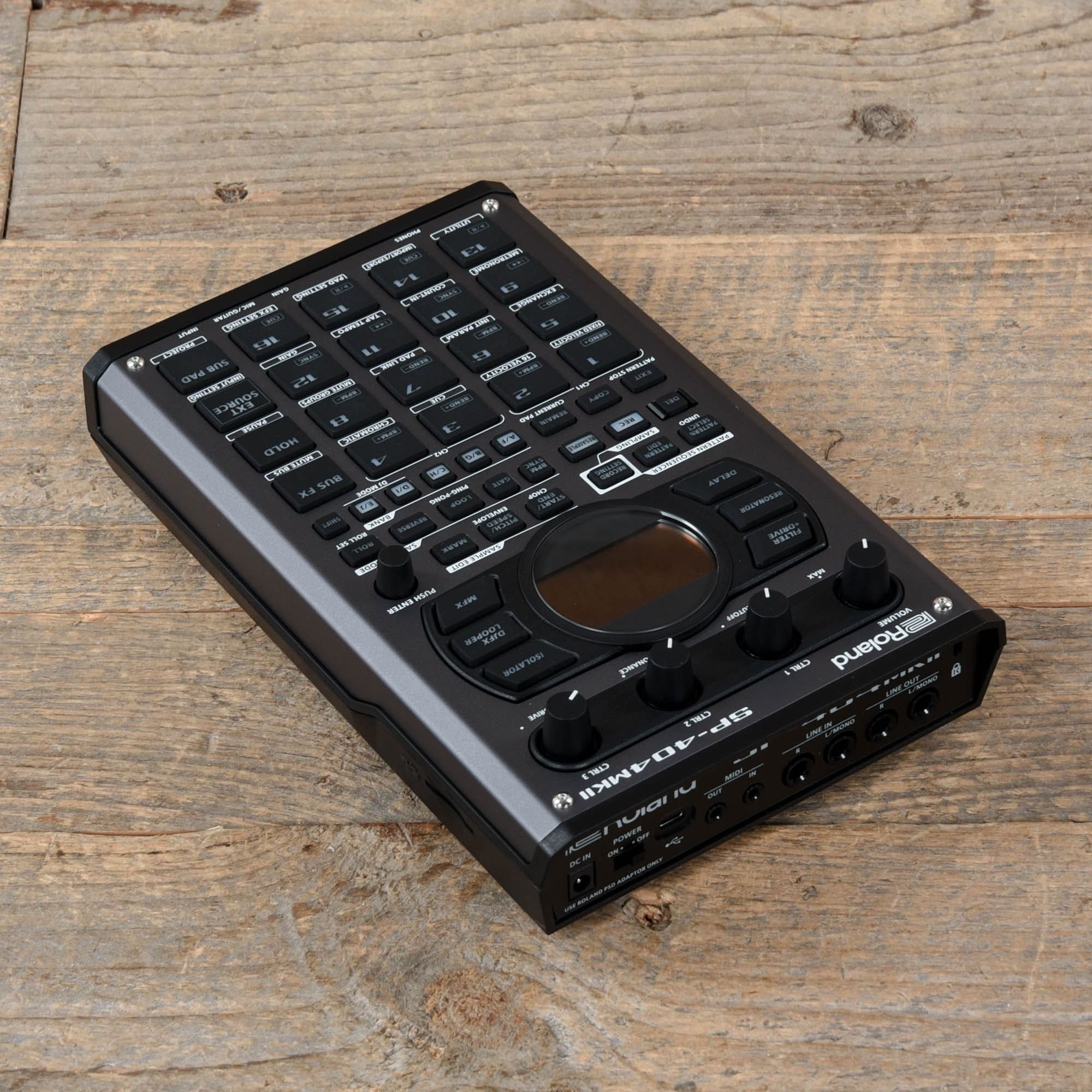 Roland SP-404MK2 Creative Sampler and Effector – Chicago Music Exchange