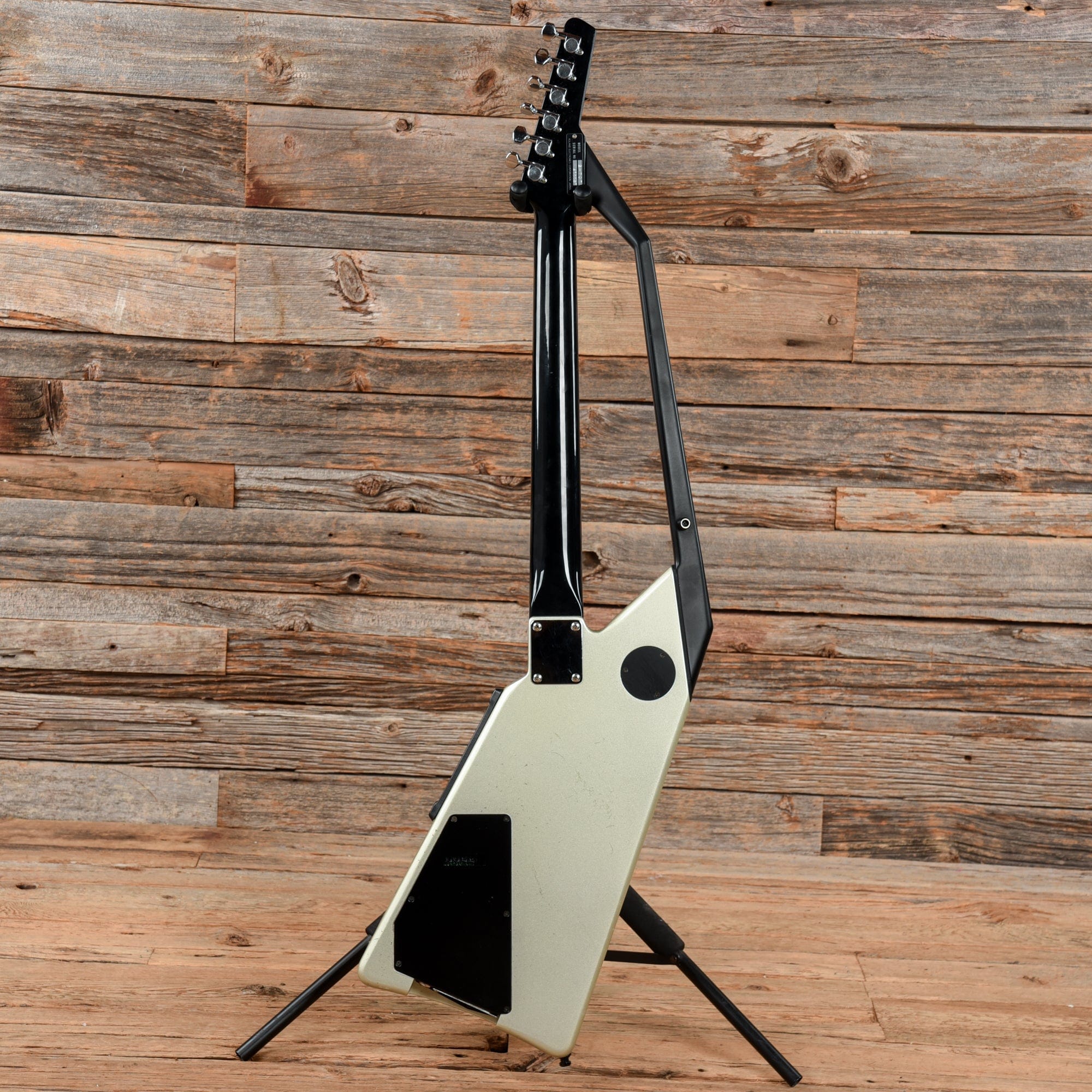 Roland G-707 Silver – Chicago Music Exchange