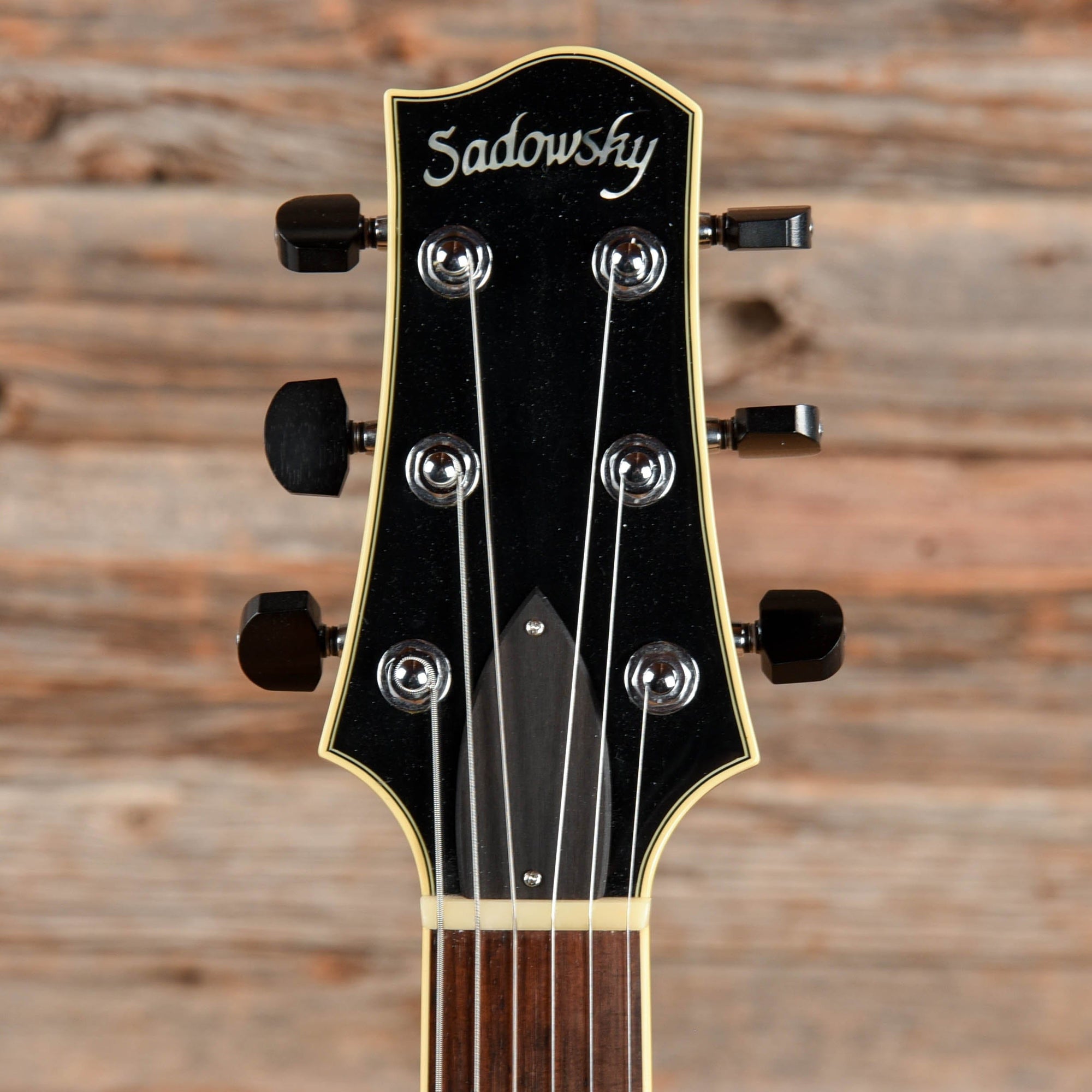 Sadowsky Hollow Body Sunburst 2006 – Chicago Music Exchange