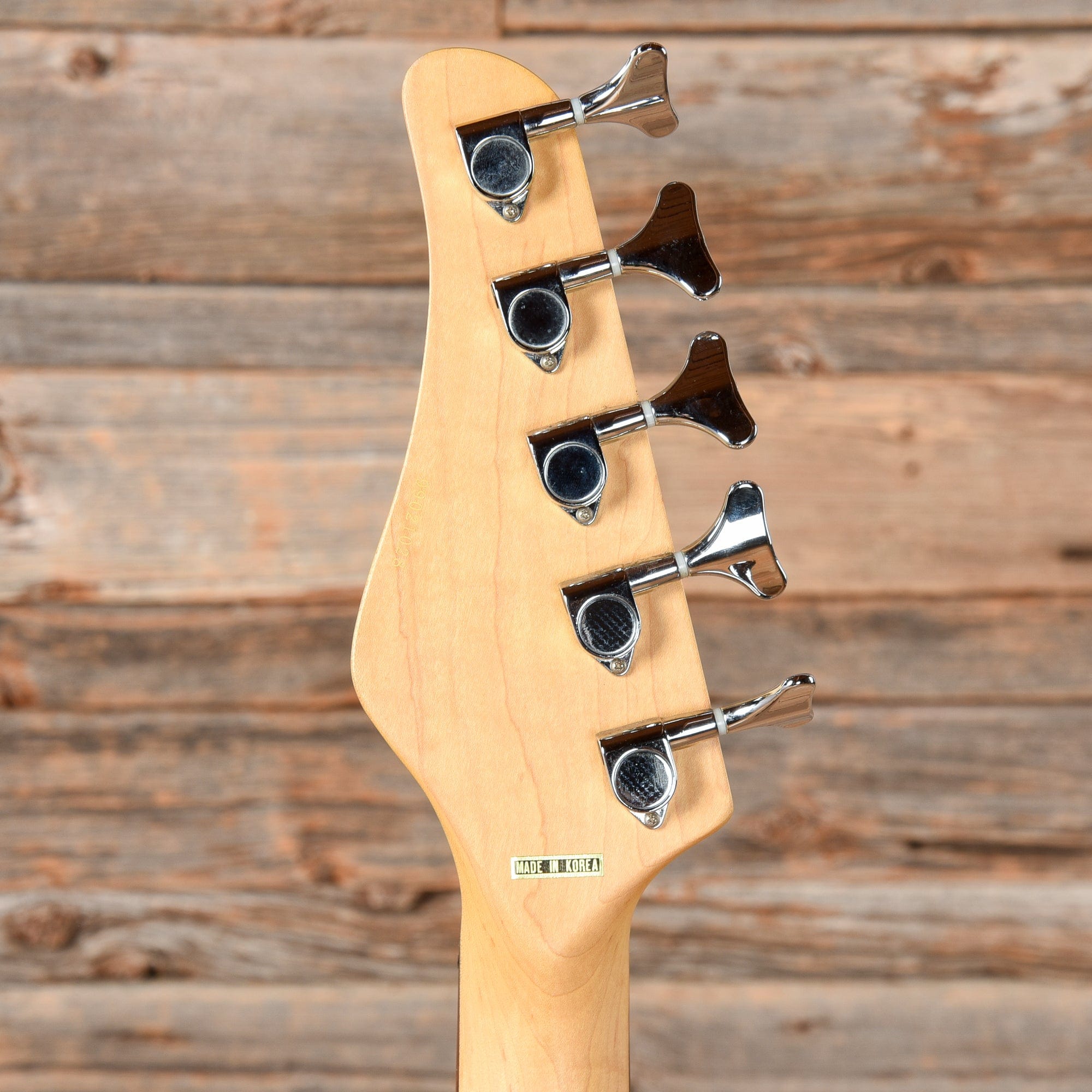 Schecter 5 String Bass – Chicago Music Exchange