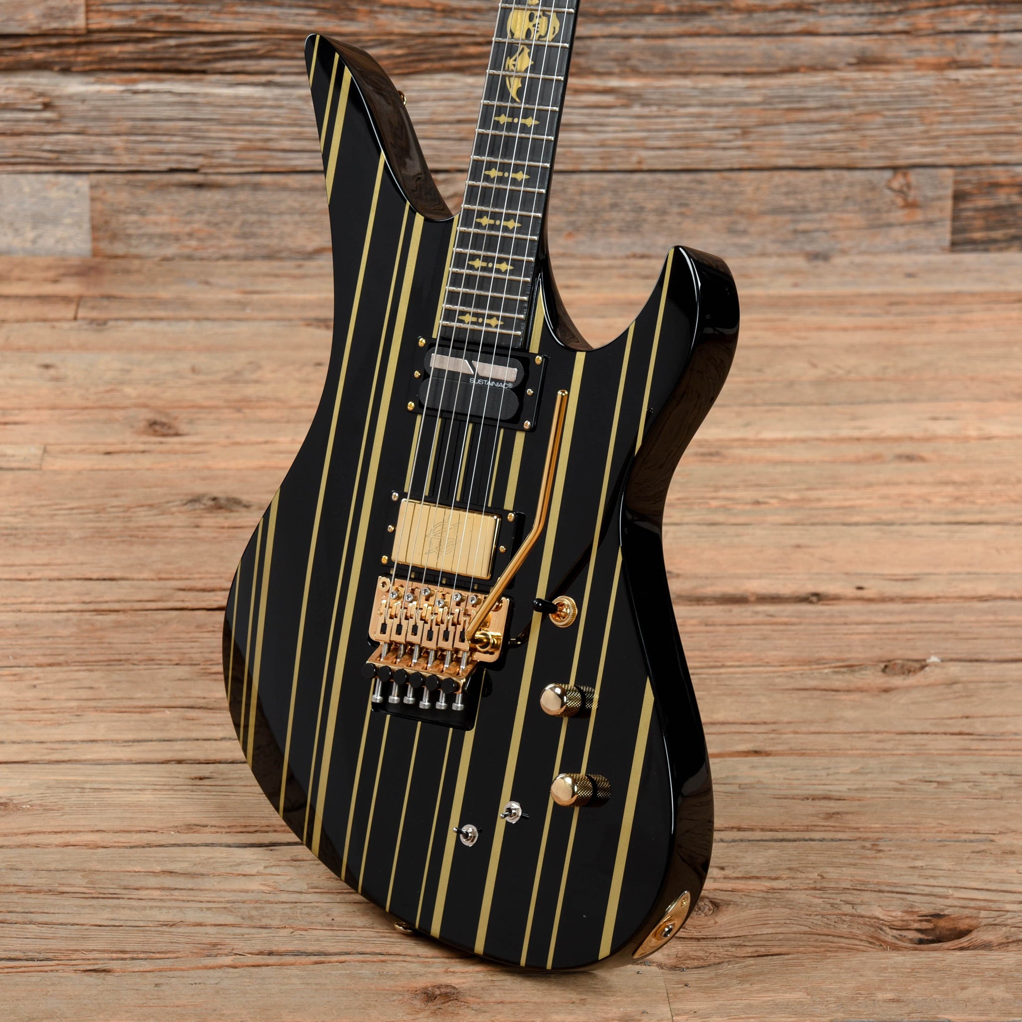 Schecter Synyster Gates Custom-S Black with Gold Pinstripes 2019 ...