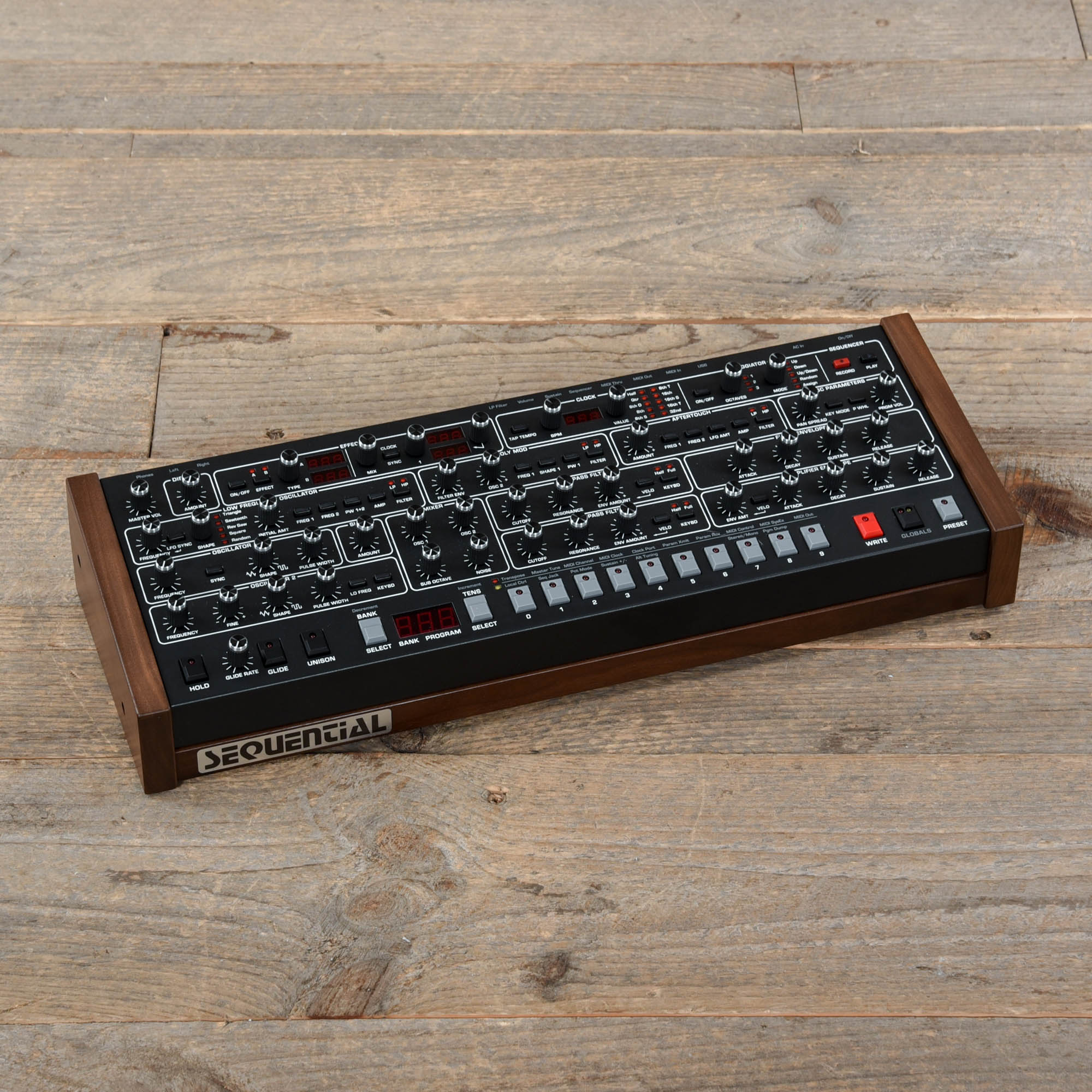 Sequential Prophet-6 Desktop Analog Synth Module – Chicago Music Exchange