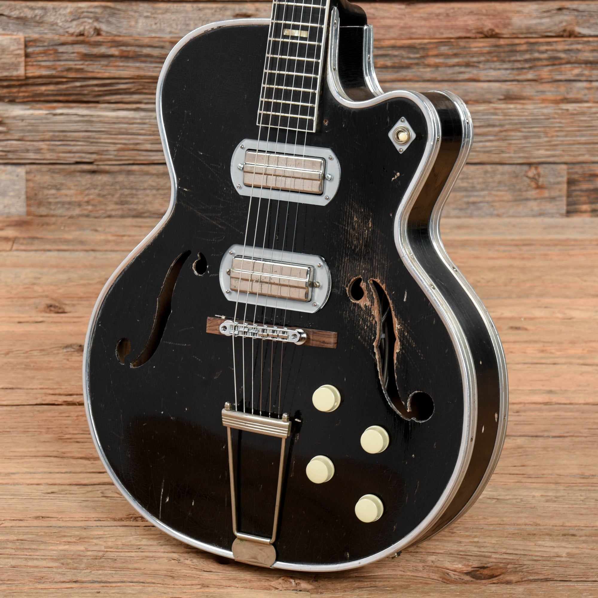 Silvertone Espanada Black 1960s – Chicago Music Exchange