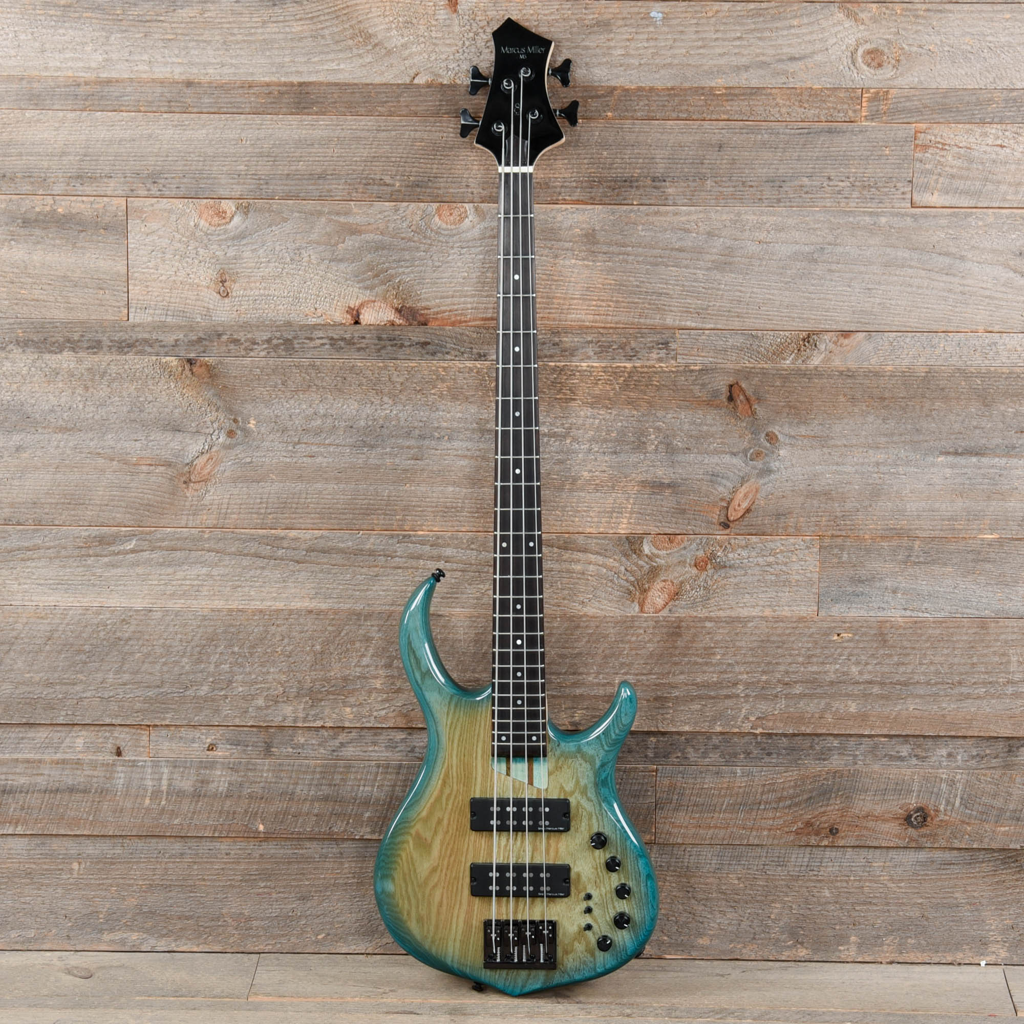 Sire Marcus Miller M5 Swamp Ash 4-String Transparent Blue Satin (2nd G ...