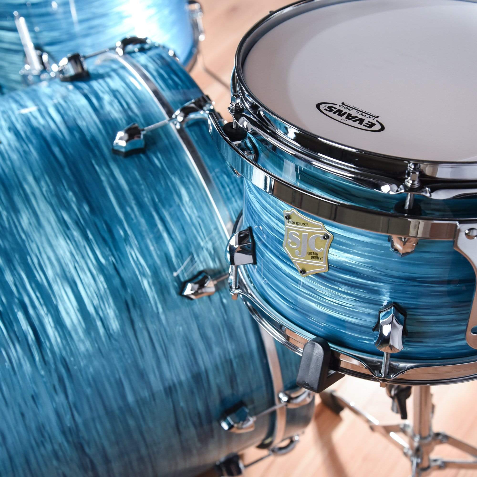 SJC 12/16/22 3pc. Providence Series Drum Kit Turquoise Ripple w/Chrome ...
