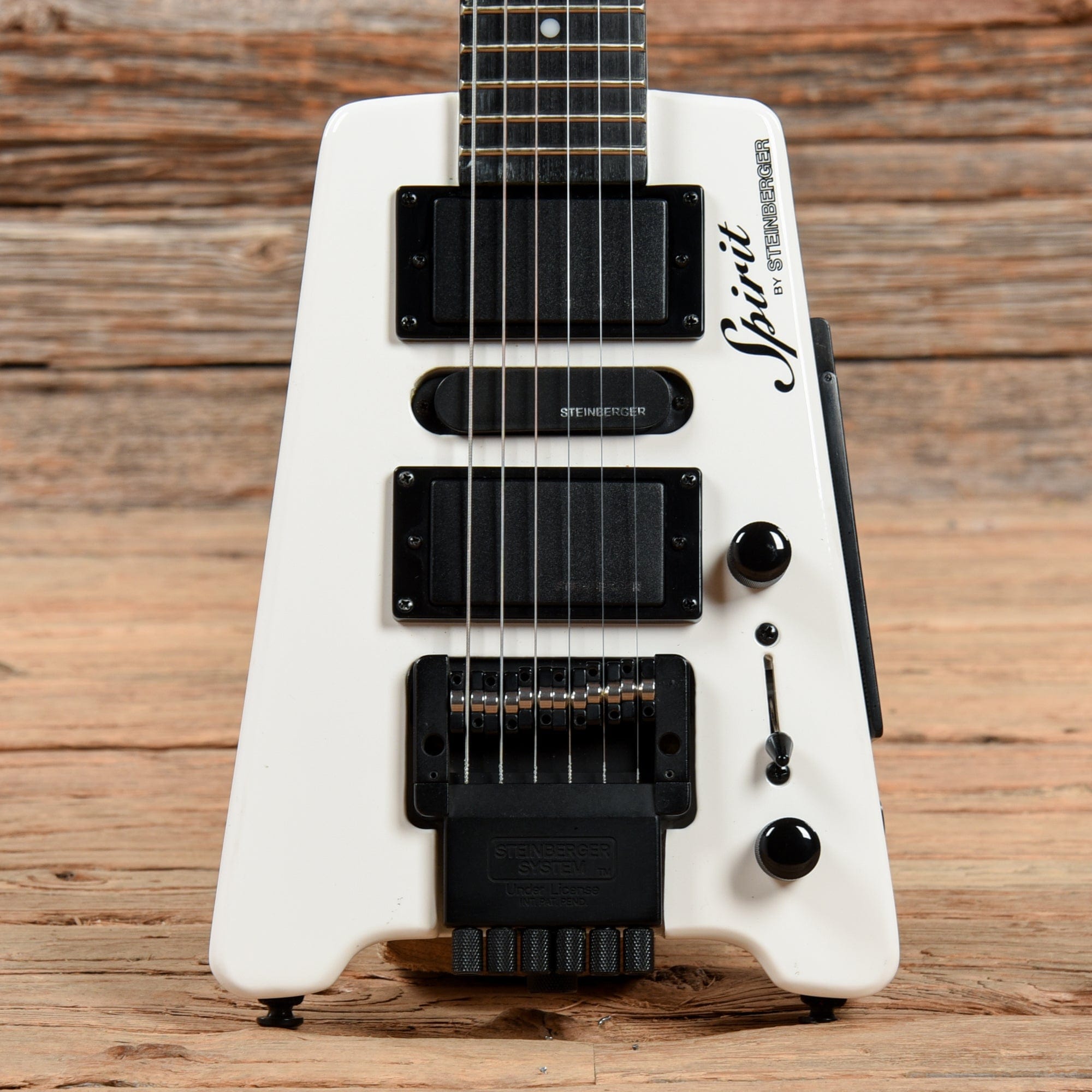 Spirit by Steinberger GT3 White – Chicago Music Exchange