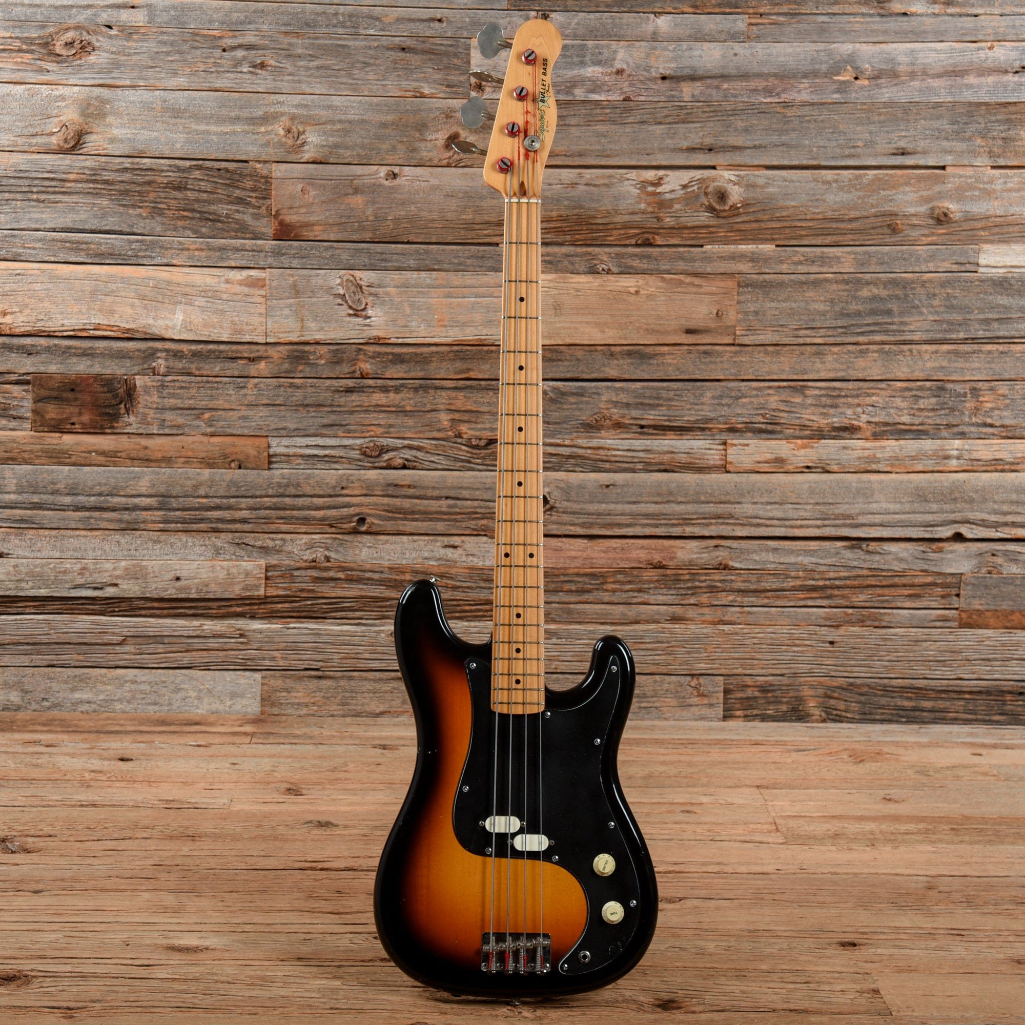 Squier Bullet Bass Sunburst 1984 – Chicago Music Exchange