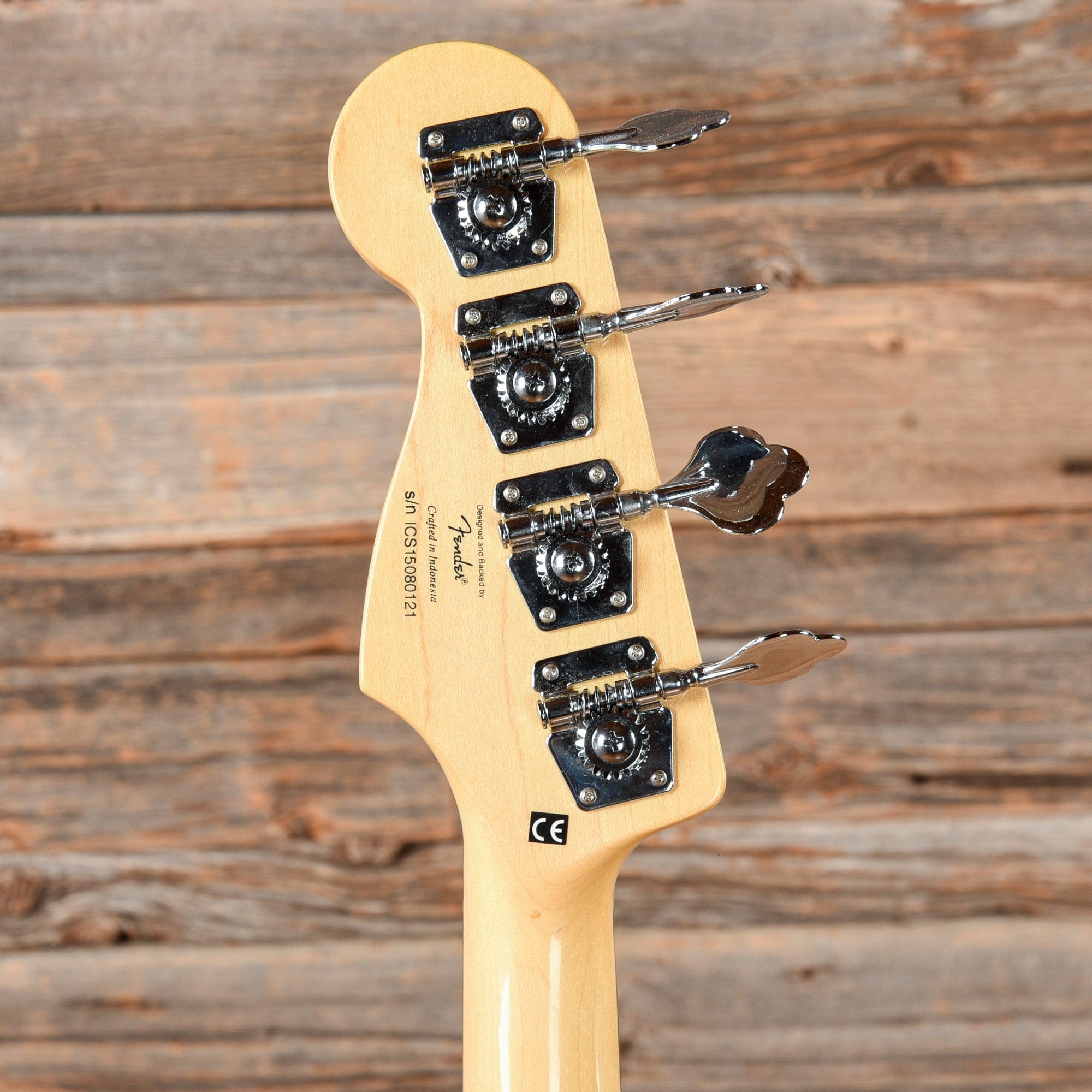 Squier Deluxe Dimension Bass IV Sunburst 2015 – Chicago Music Exchange