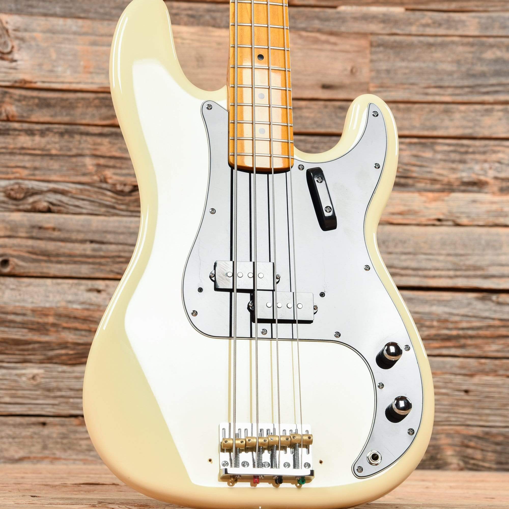 Squier Matt Freeman Signature Precision Bass Vintage White 2014 ...