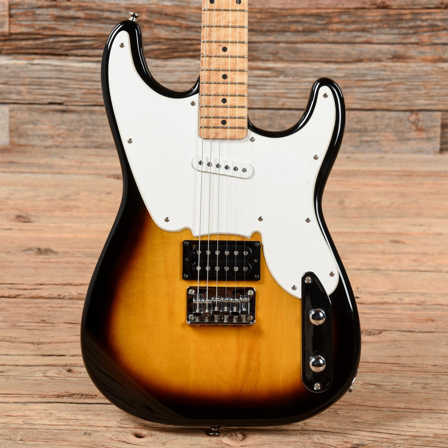 Squier '51 Sunburst 2005 – Chicago Music Exchange