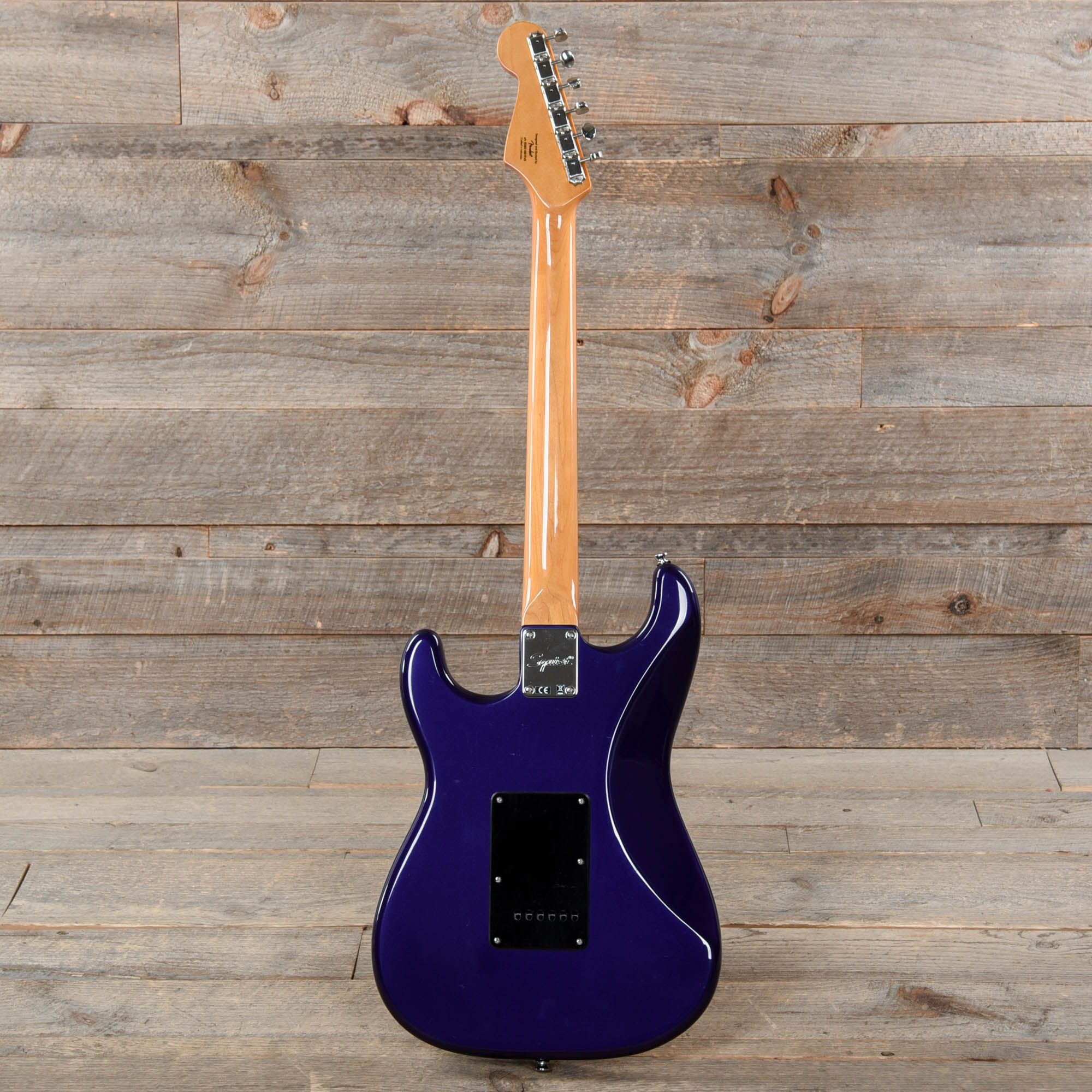 Squier Classic Vibe '60s Stratocaster Purple Metallic w/4-Ply Tortoise ...
