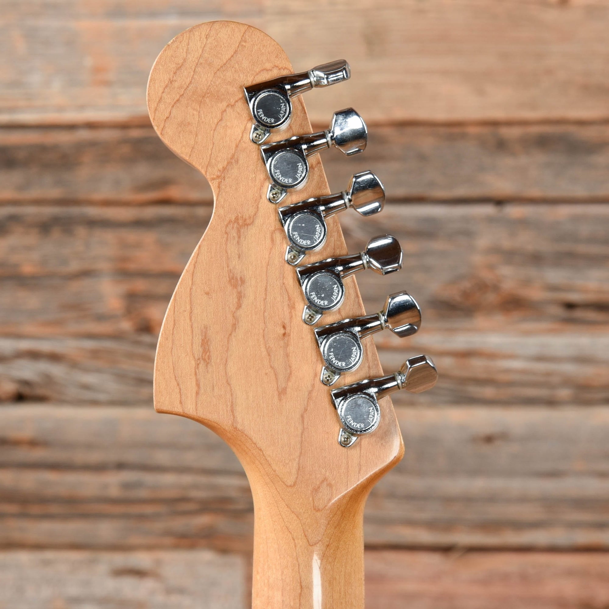 Squier Japan Stratocaster White – Chicago Music Exchange