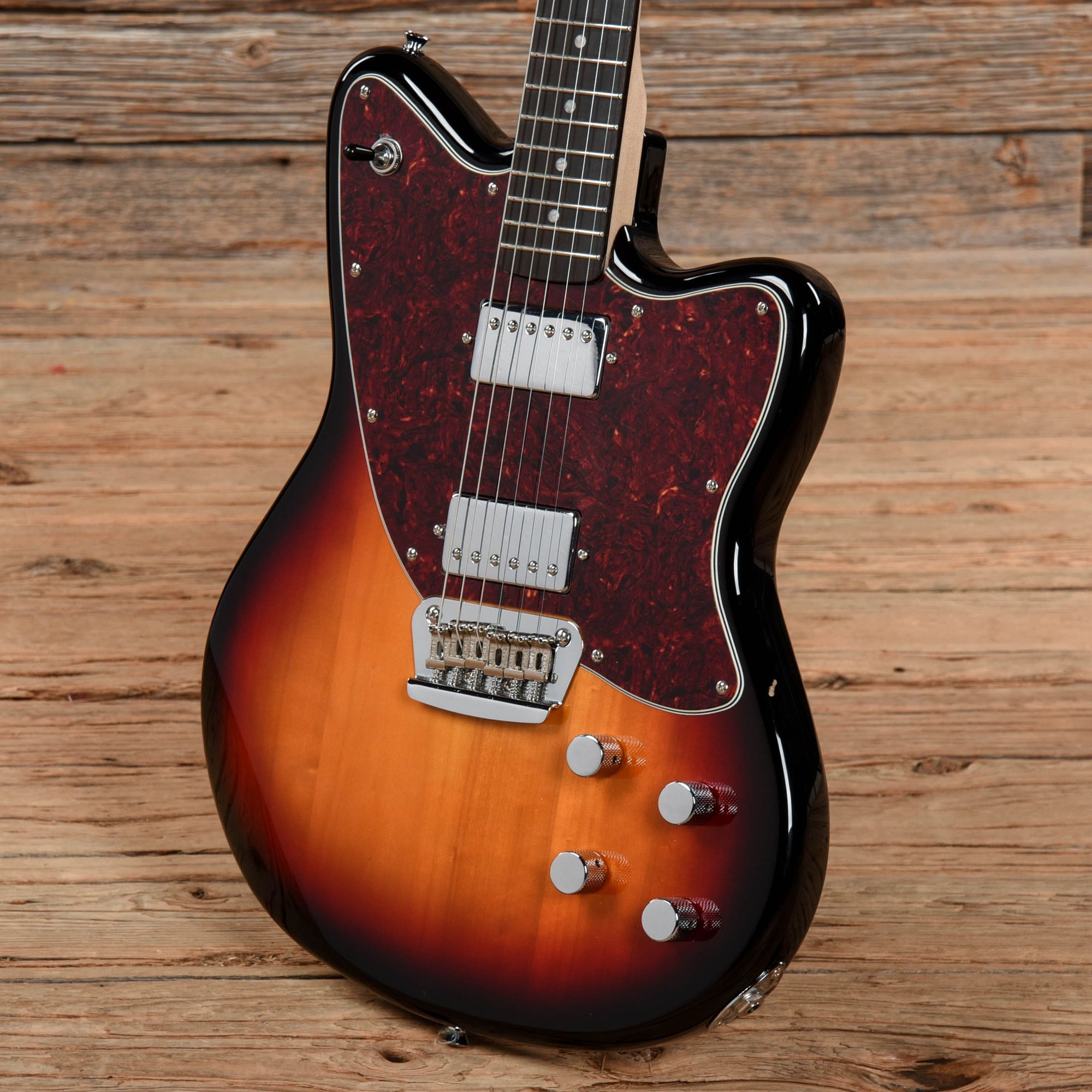 Squier Paranormal Toronado 3-Color Sunburst 2021 – Chicago Music Exchange