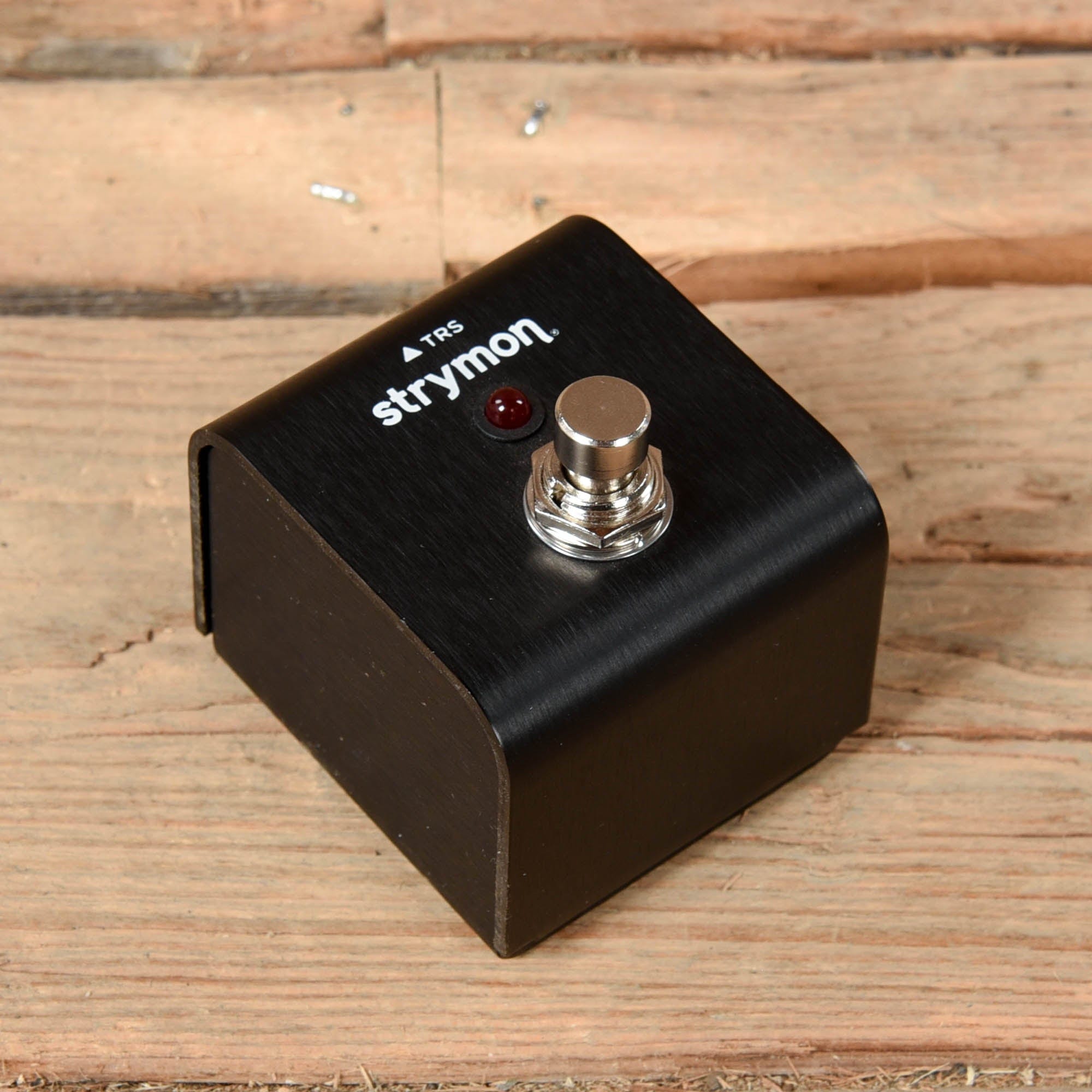 Strymon Tap Favorite Preset & Tap Tempo Switch w/TRS Cable – Chicago ...