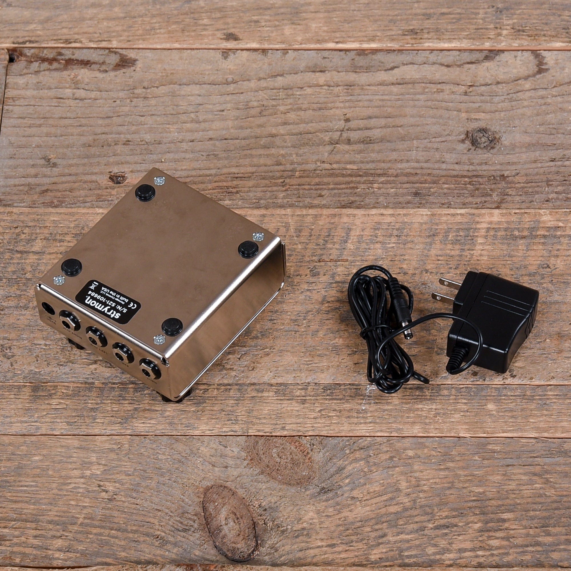 Strymon Deco Tape Saturation & Doubletracker Pedal – Chicago Music Exchange