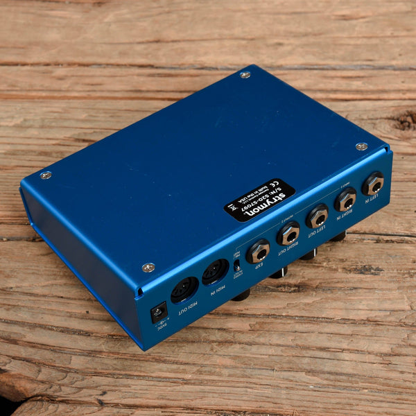 Strymon Mobius Modulation Pedal – Chicago Music Exchange