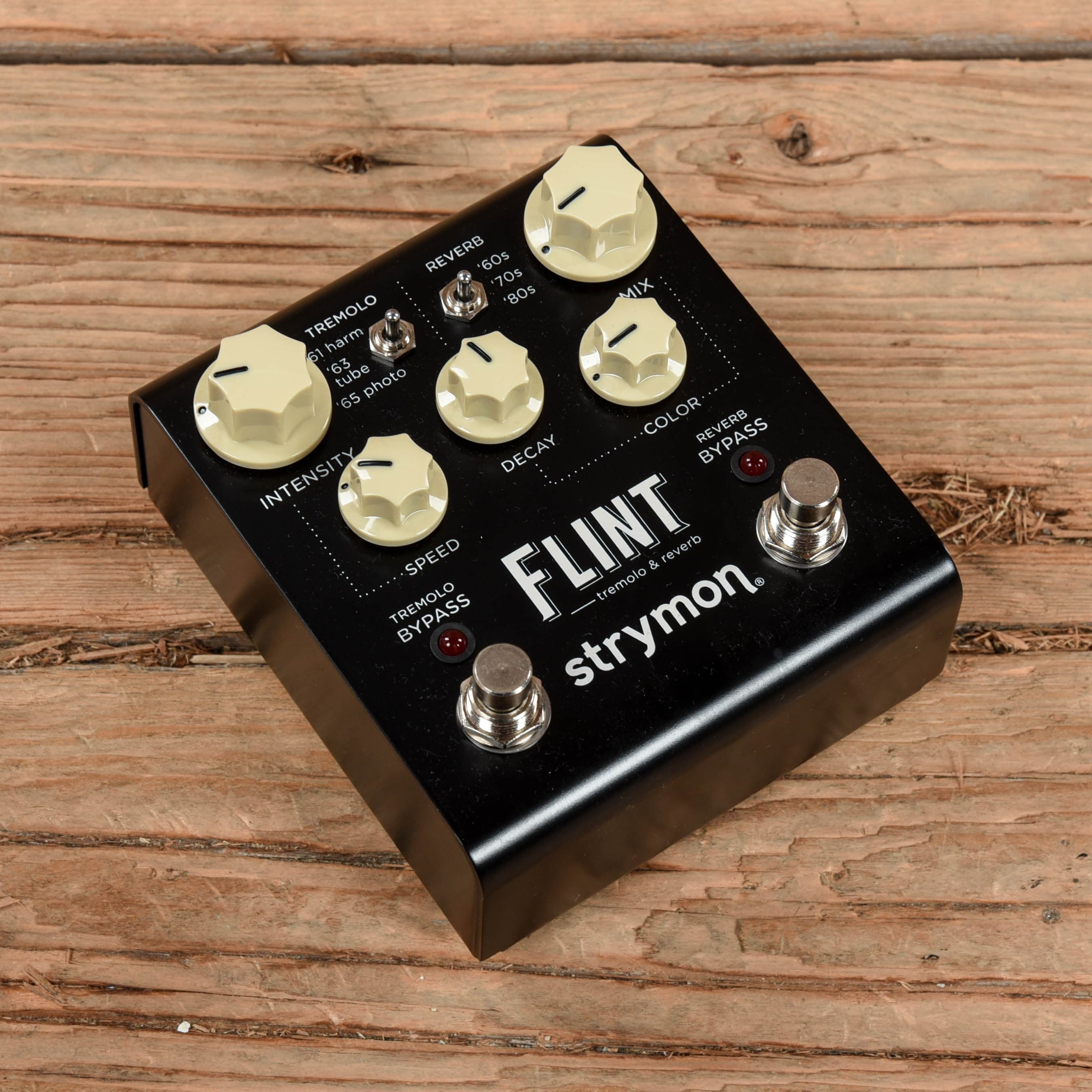 Strymon Flint Reverb and Tremolo – Chicago Music Exchange