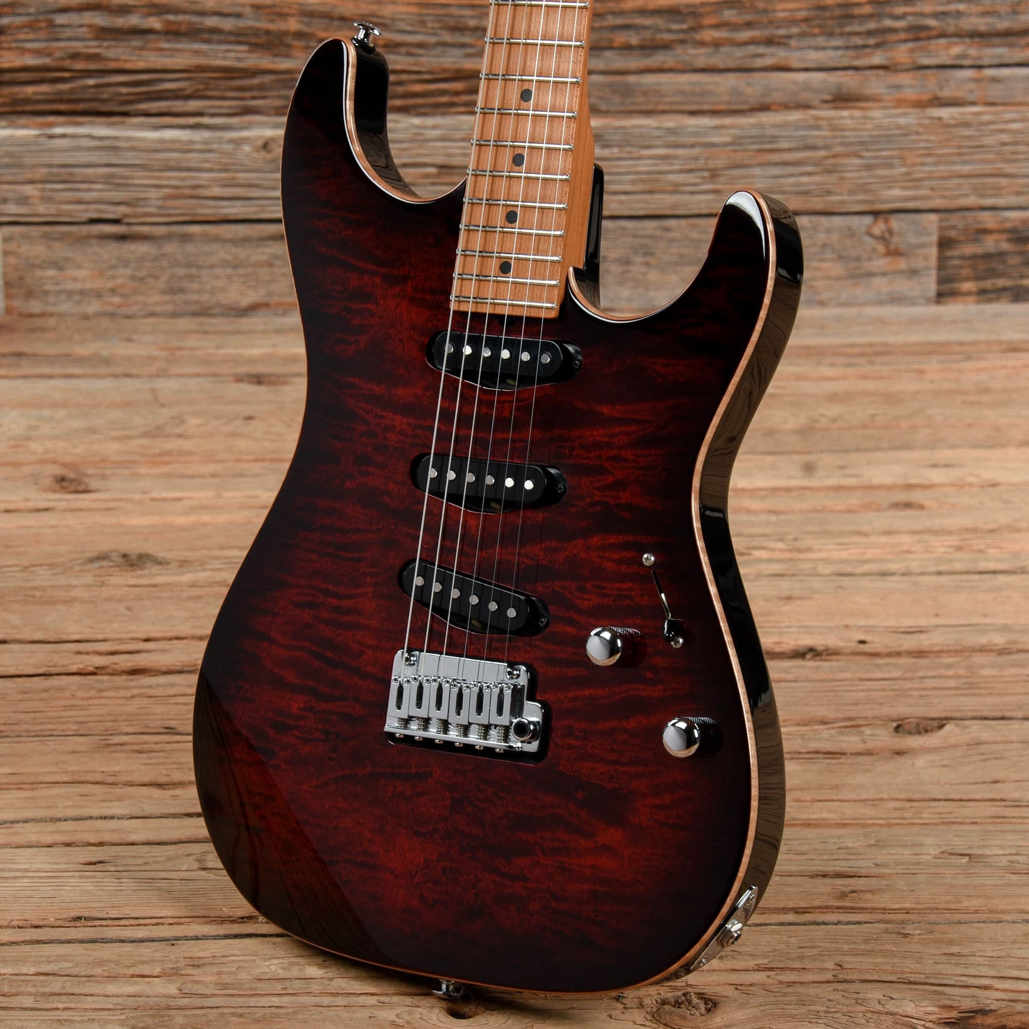 Suhr Standard SSS 2013 – Chicago Music Exchange