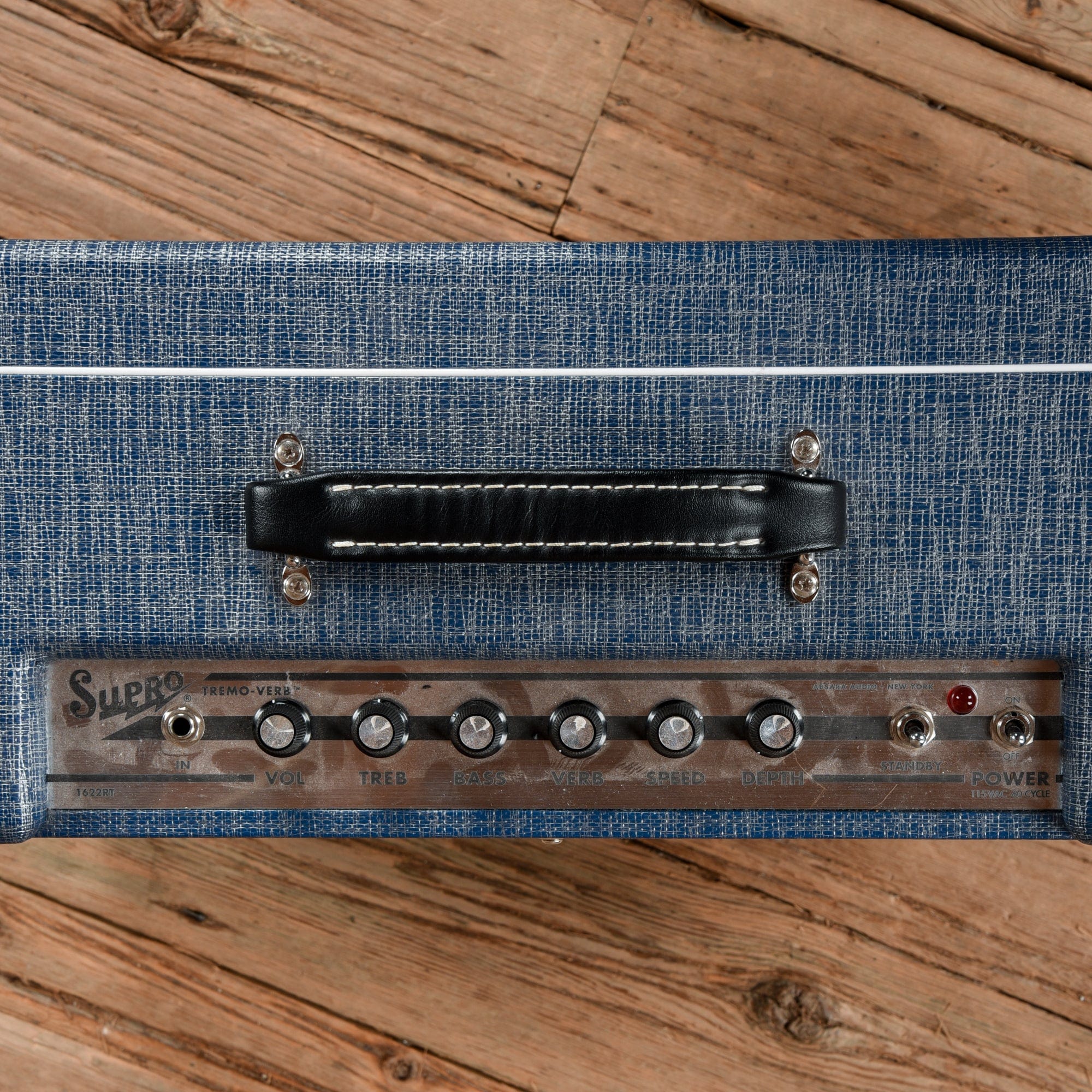 Supro 1622RT Tremo-Verb 25-watt 1x10" Tube Combo – Chicago Music Exchange