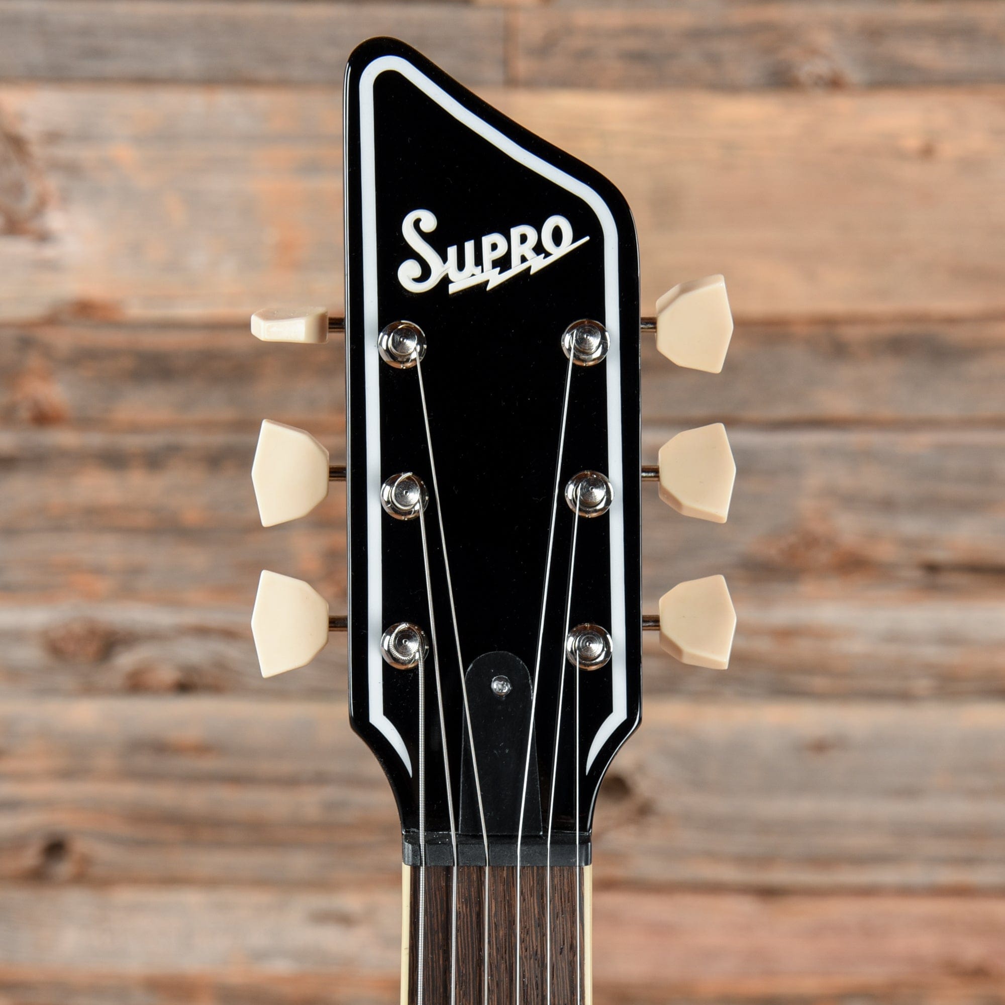 Supro Val Trol Prototype Black – Chicago Music Exchange
