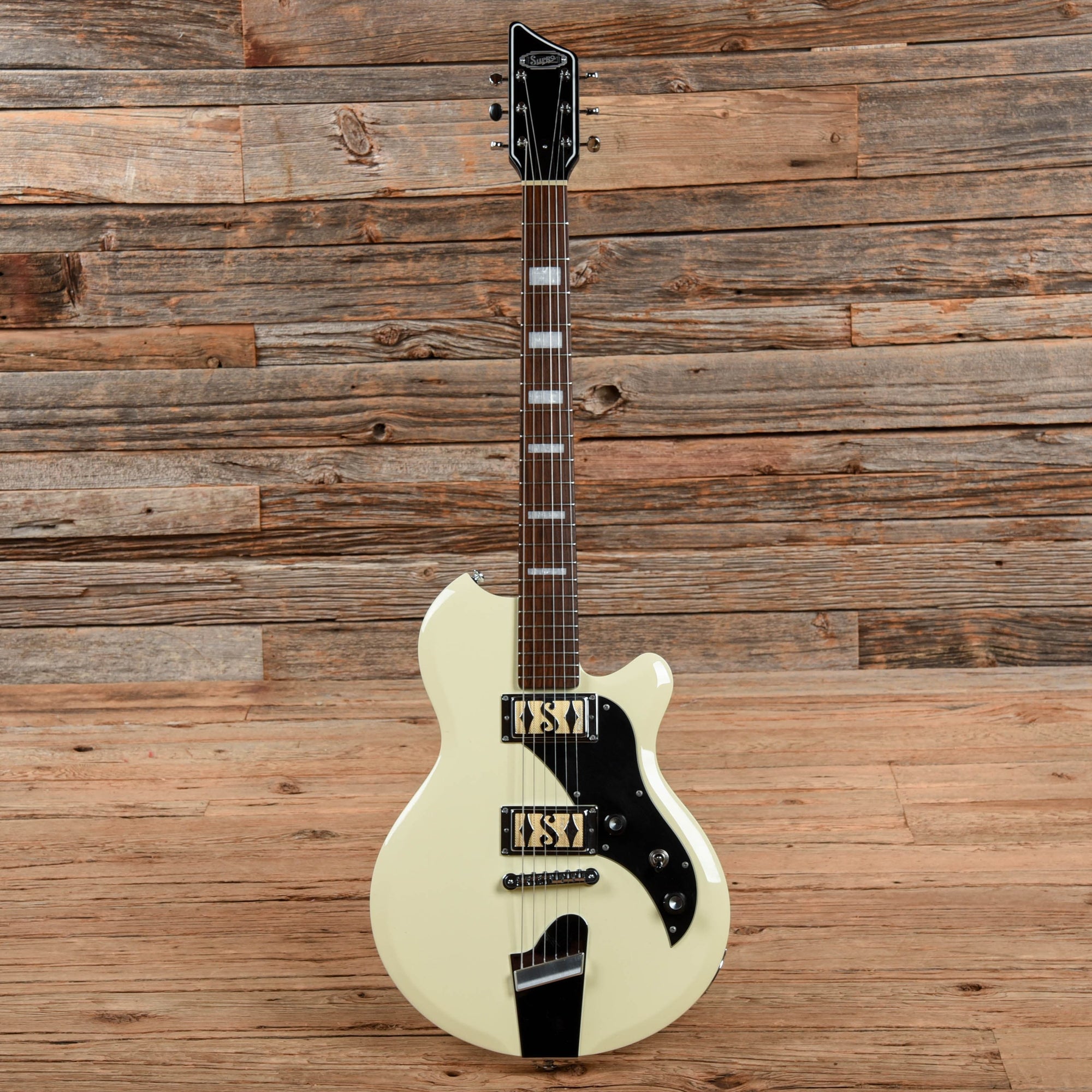 Supro 2020AW Westbury Dual Pickup Island Series Antique White – Chicago ...