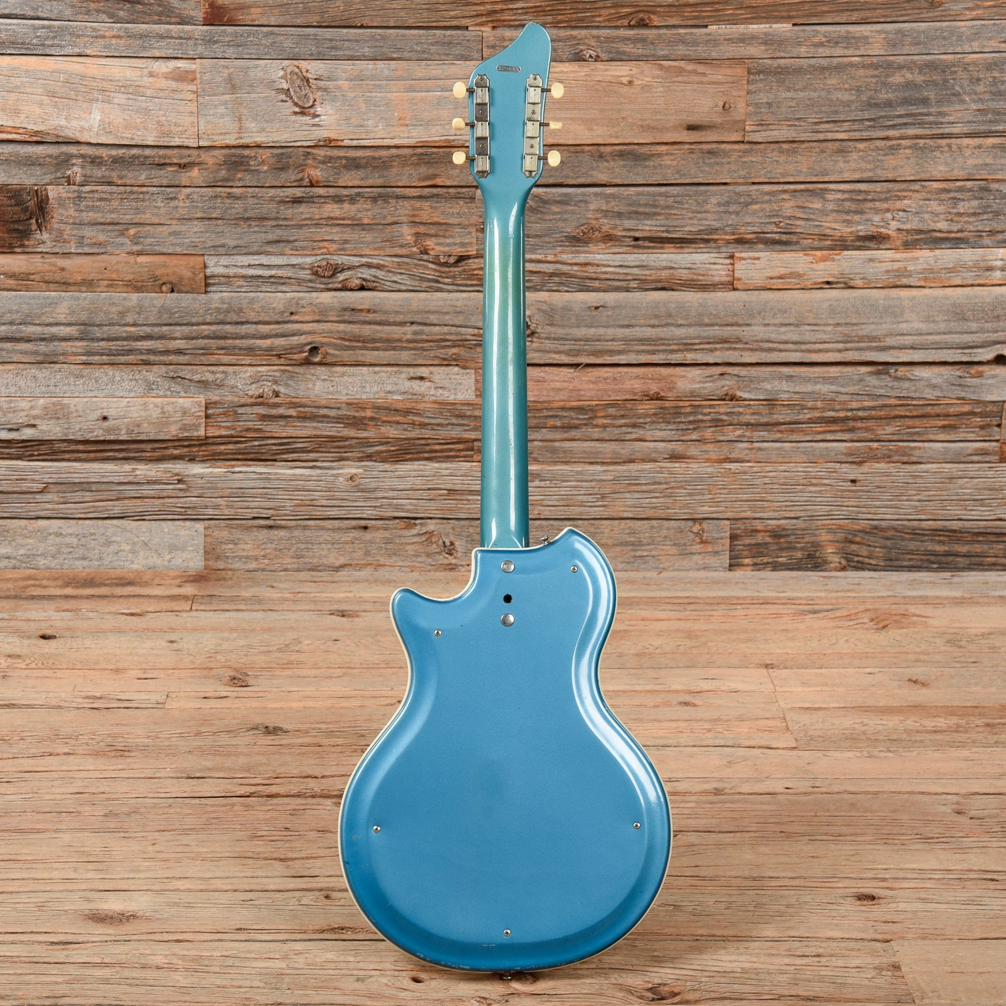 Supro Sahara Wedgewood Blue 1964 – Chicago Music Exchange