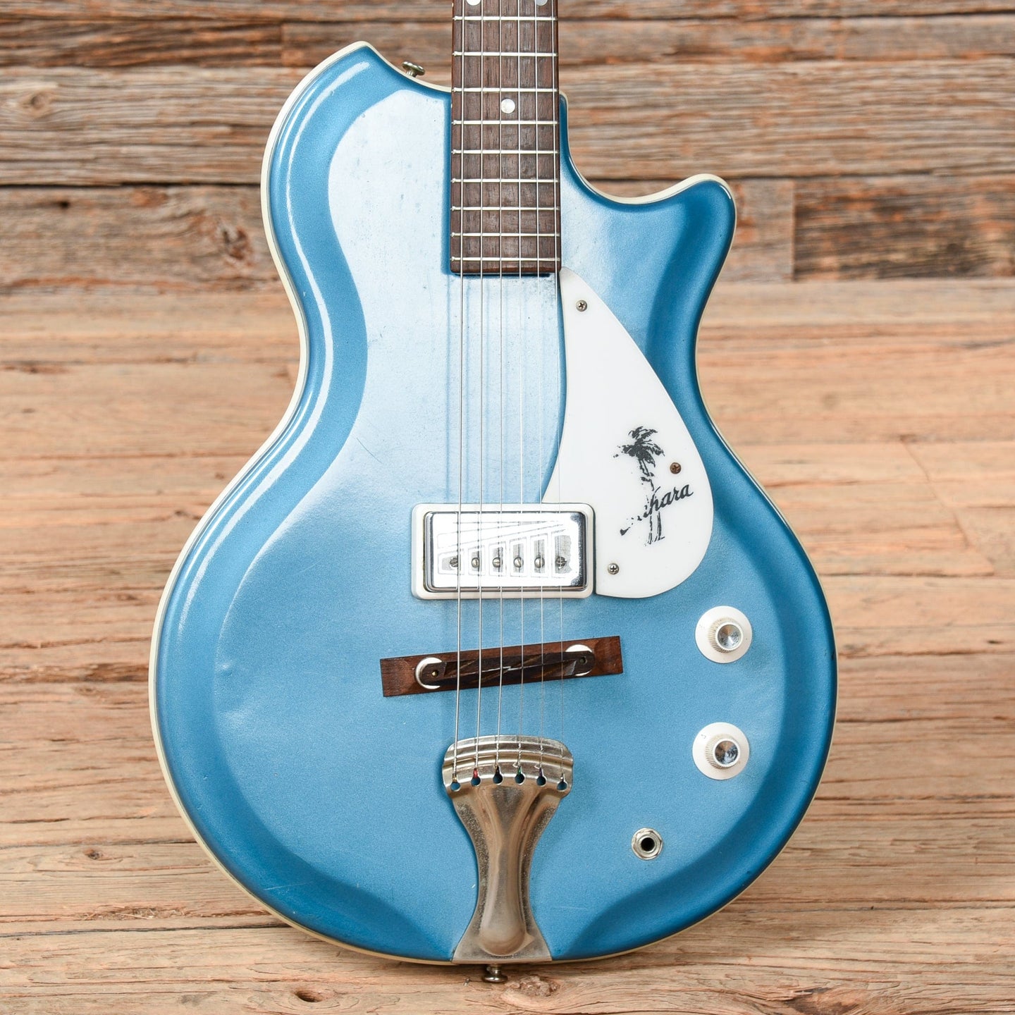 Supro Sahara Wedgewood Blue 1964 – Chicago Music Exchange