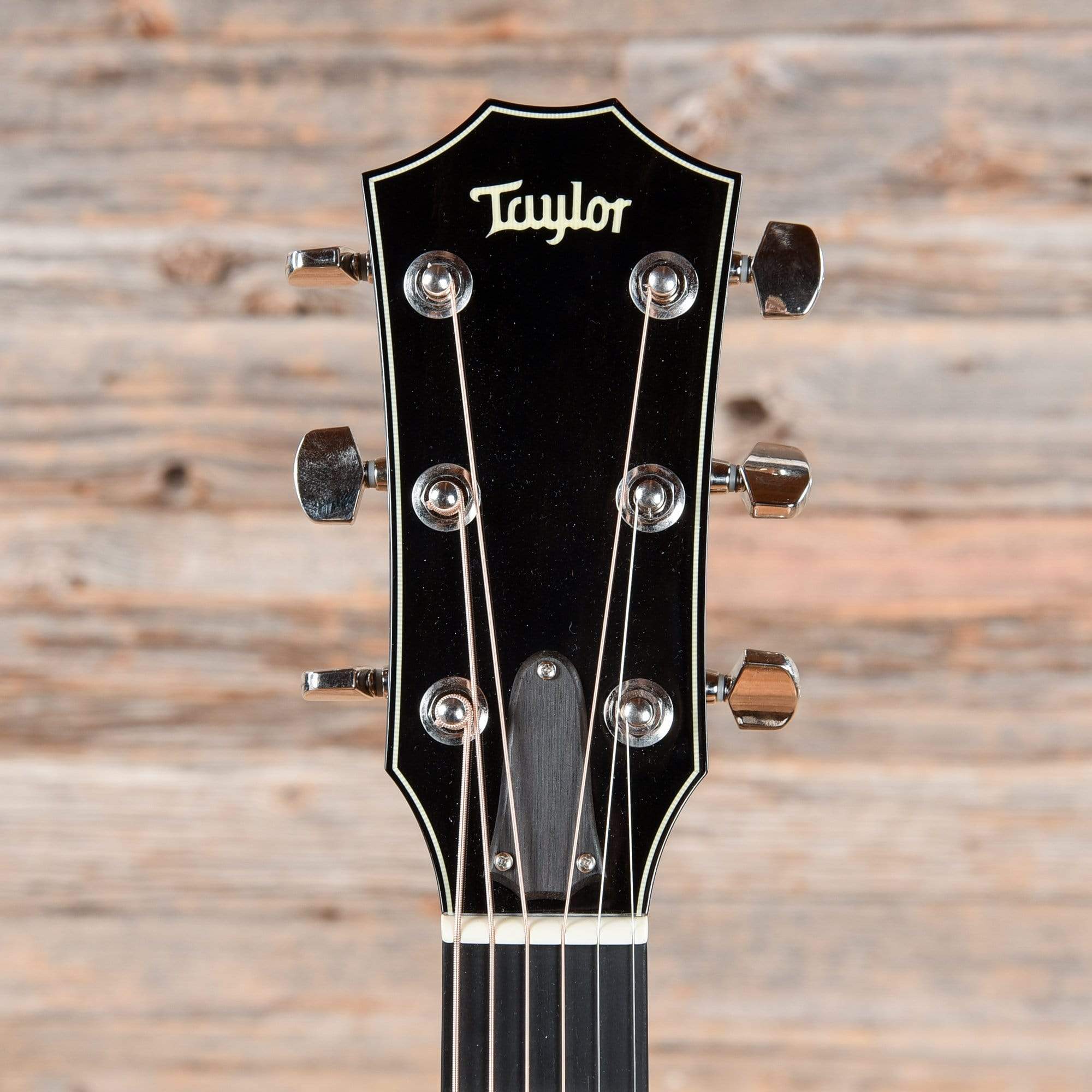 Taylor 616ce Grand Symphony Natural 2016 – Chicago Music Exchange