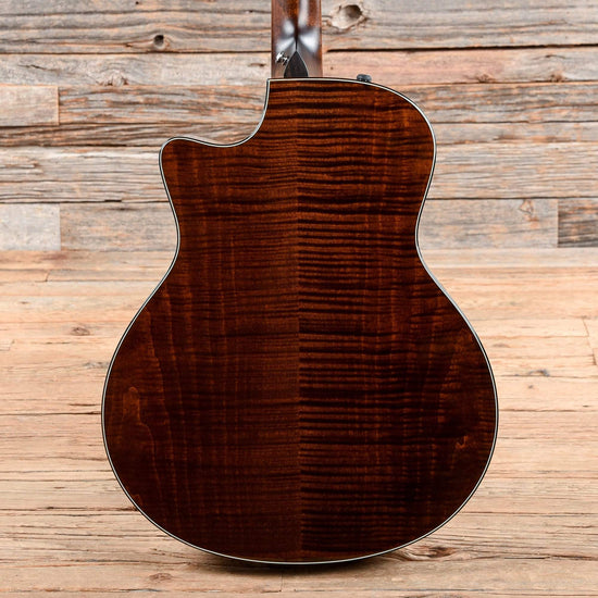 Taylor 616ce Grand Symphony Natural 2016 – Chicago Music Exchange