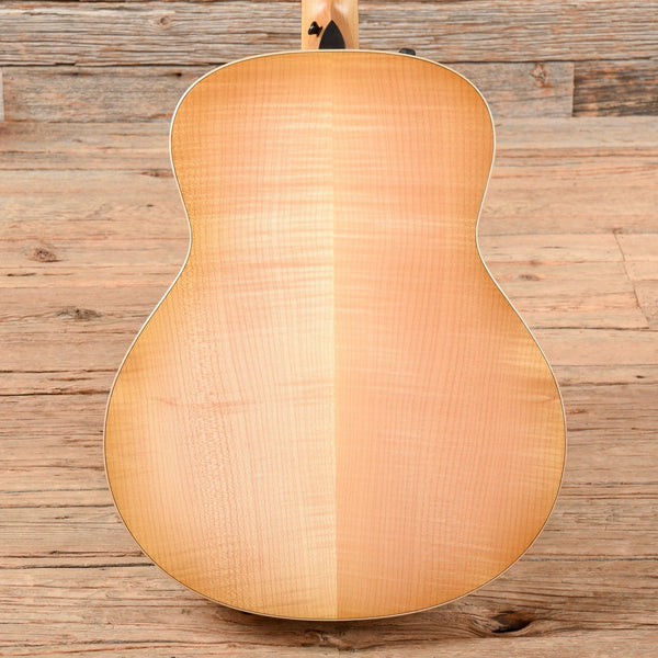 Taylor 618e Natural 2021 – Chicago Music Exchange