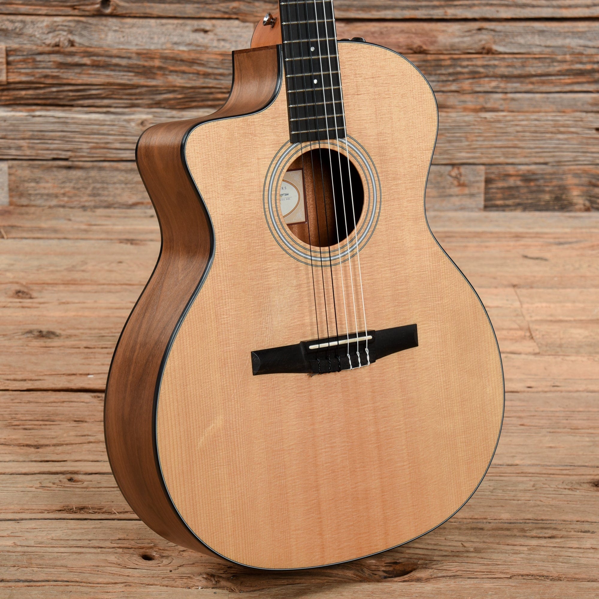 Taylor 114ce-N Natural 2017 LEFTY – Chicago Music Exchange