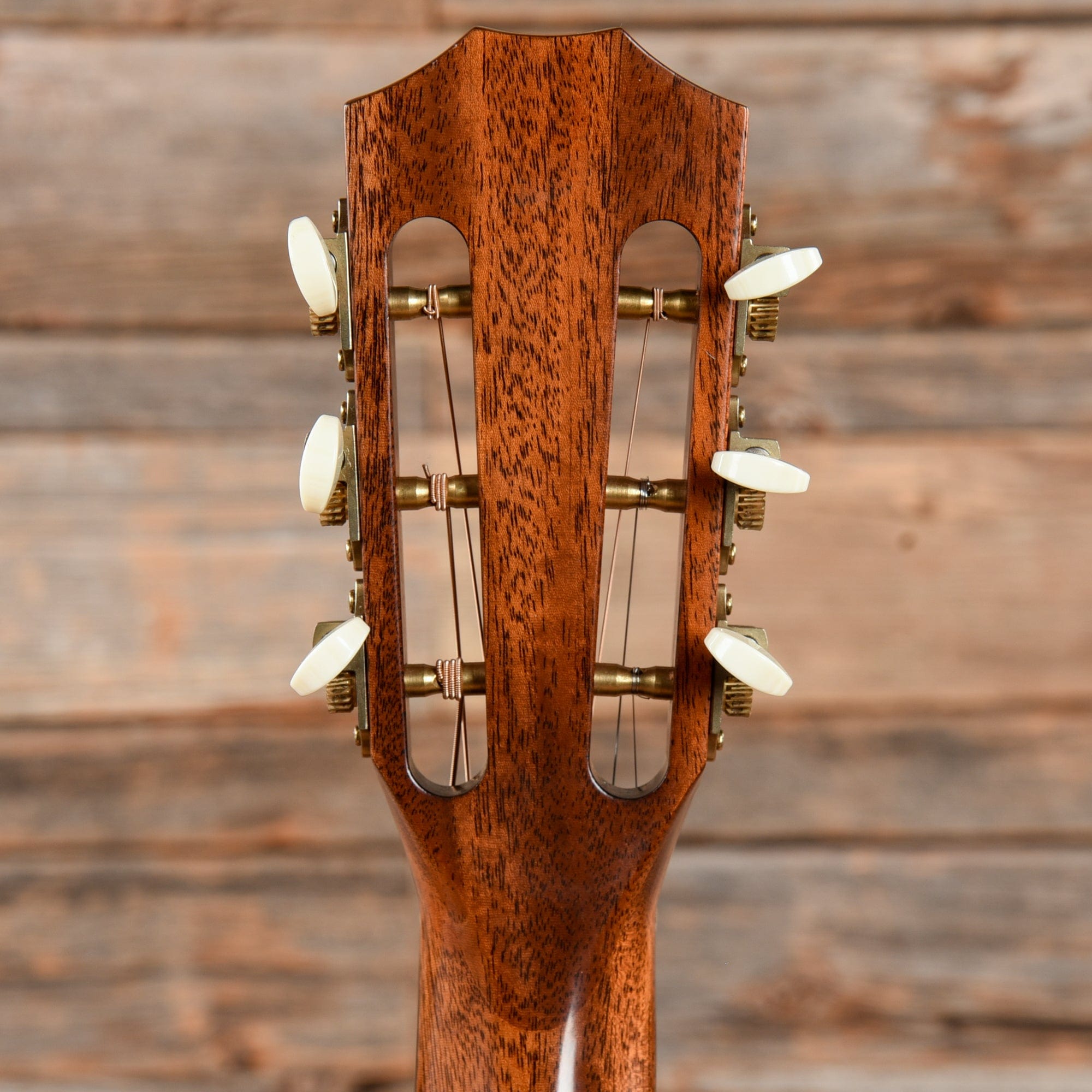 Taylor 512ce Natural LEFTY – Chicago Music Exchange