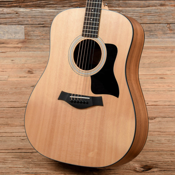 Taylor 110e Natural 2020 – Chicago Music Exchange