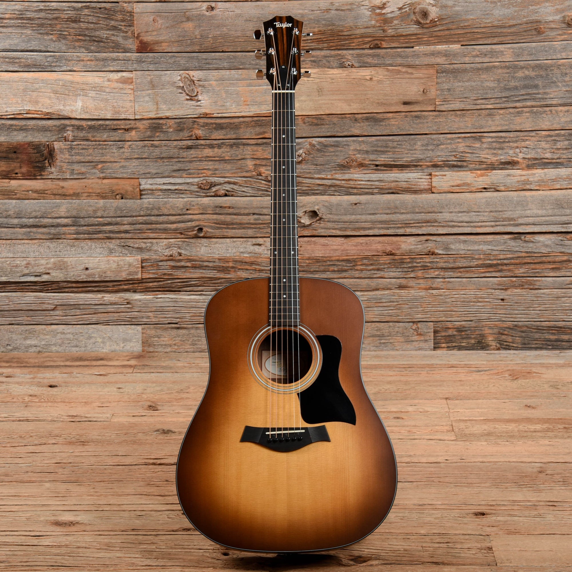 Taylor 110e-SB Sunburst – Chicago Music Exchange